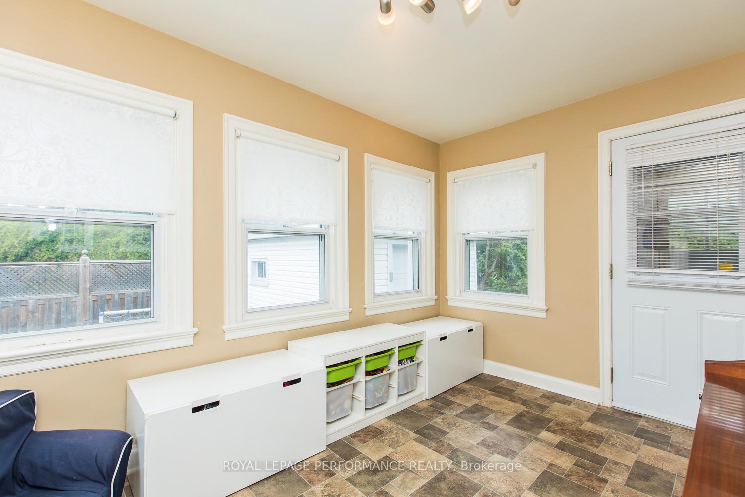 119 Glynn Avenue, Overbrook - Castleheights and Area, ON K1K 1S7