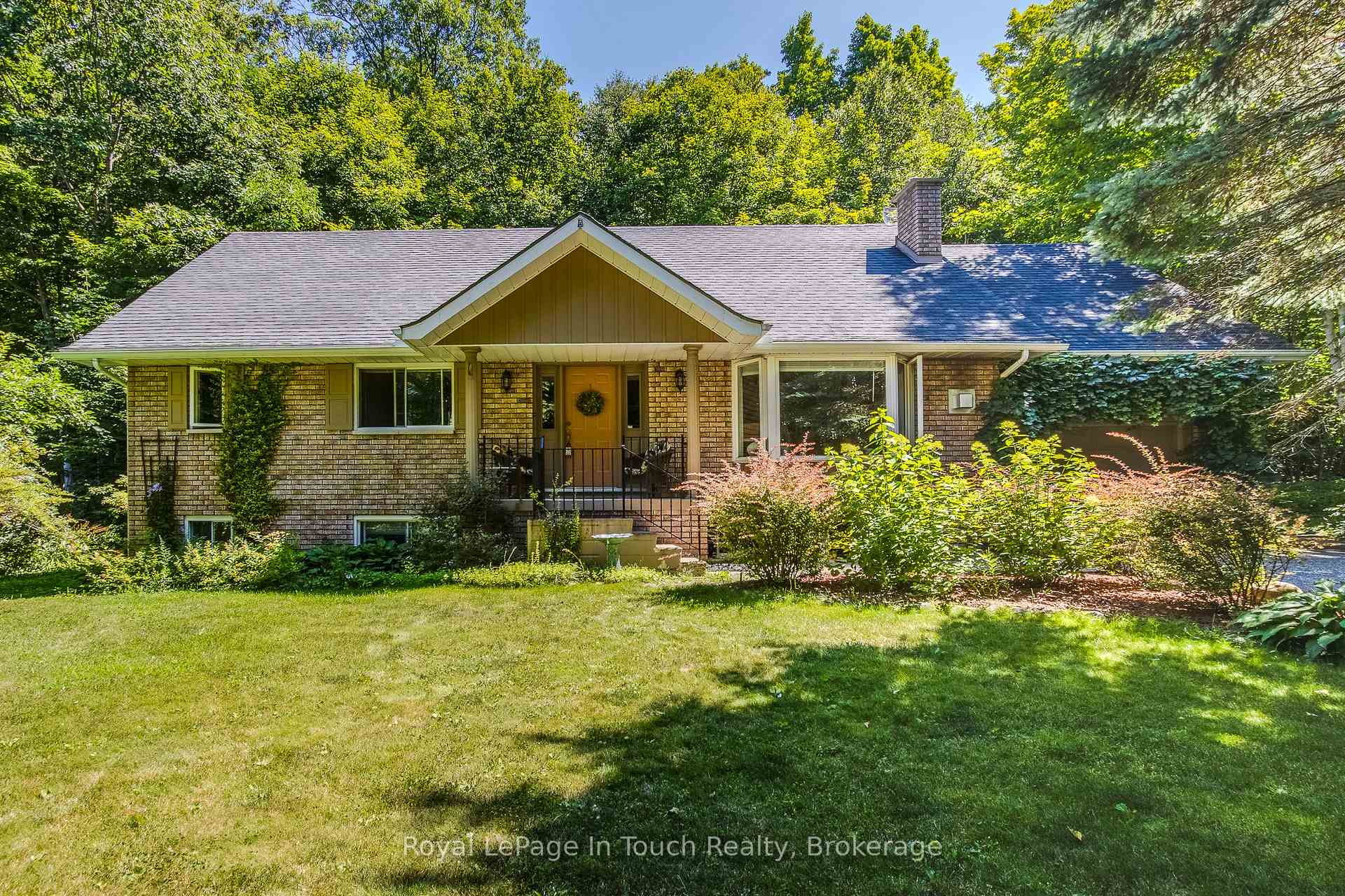 119 Silver Birch Drive, Tiny, ON L9M 0M6