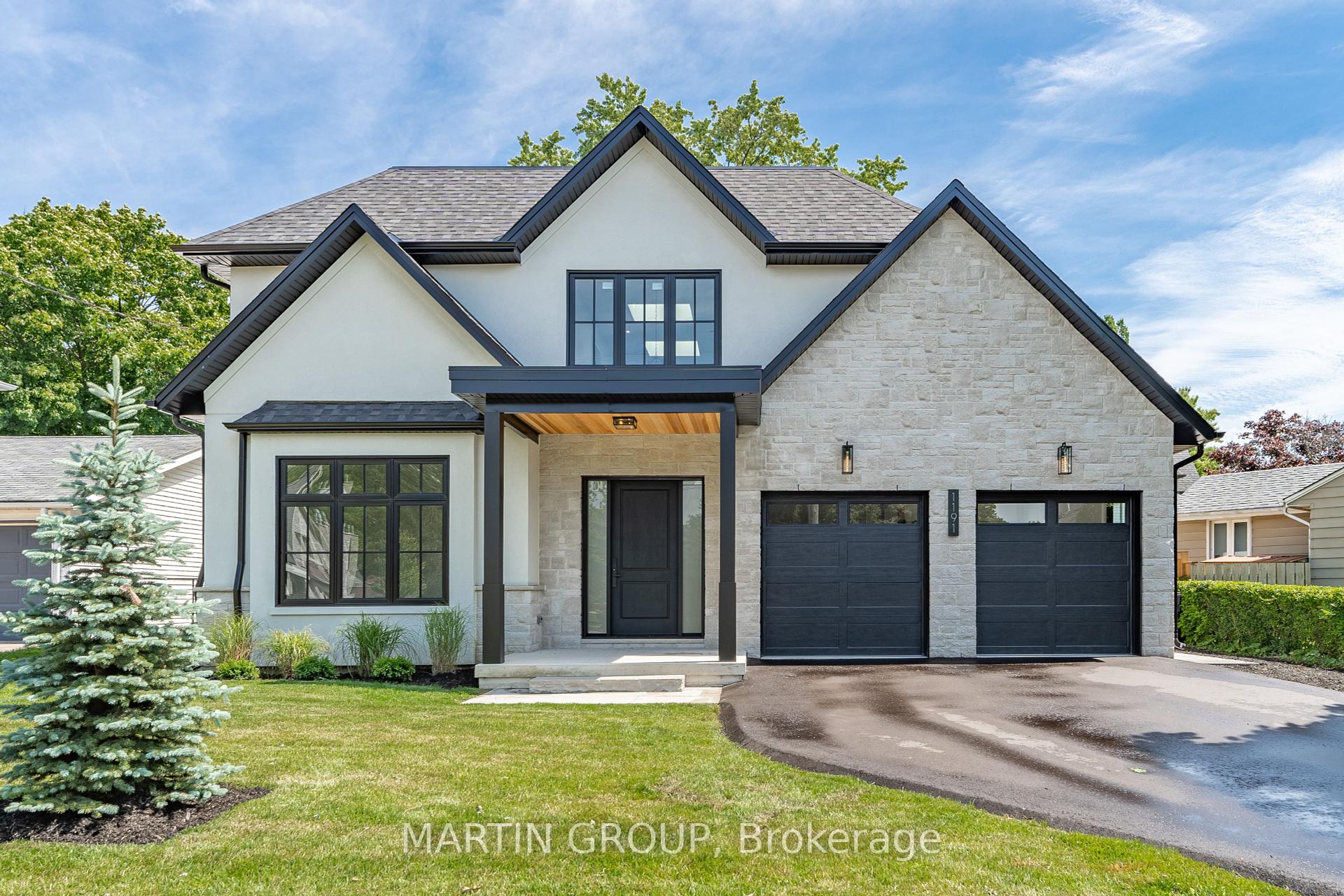 1191 Mineola Gardens, Mississauga, ON L5G 3Y2