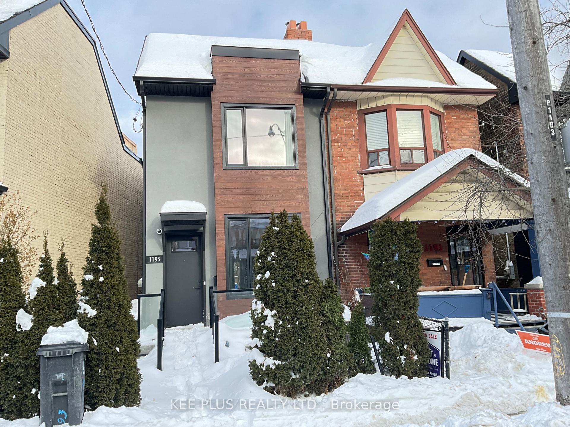 1193 Ossington Avenue E, Toronto, ON M6G 3W4
