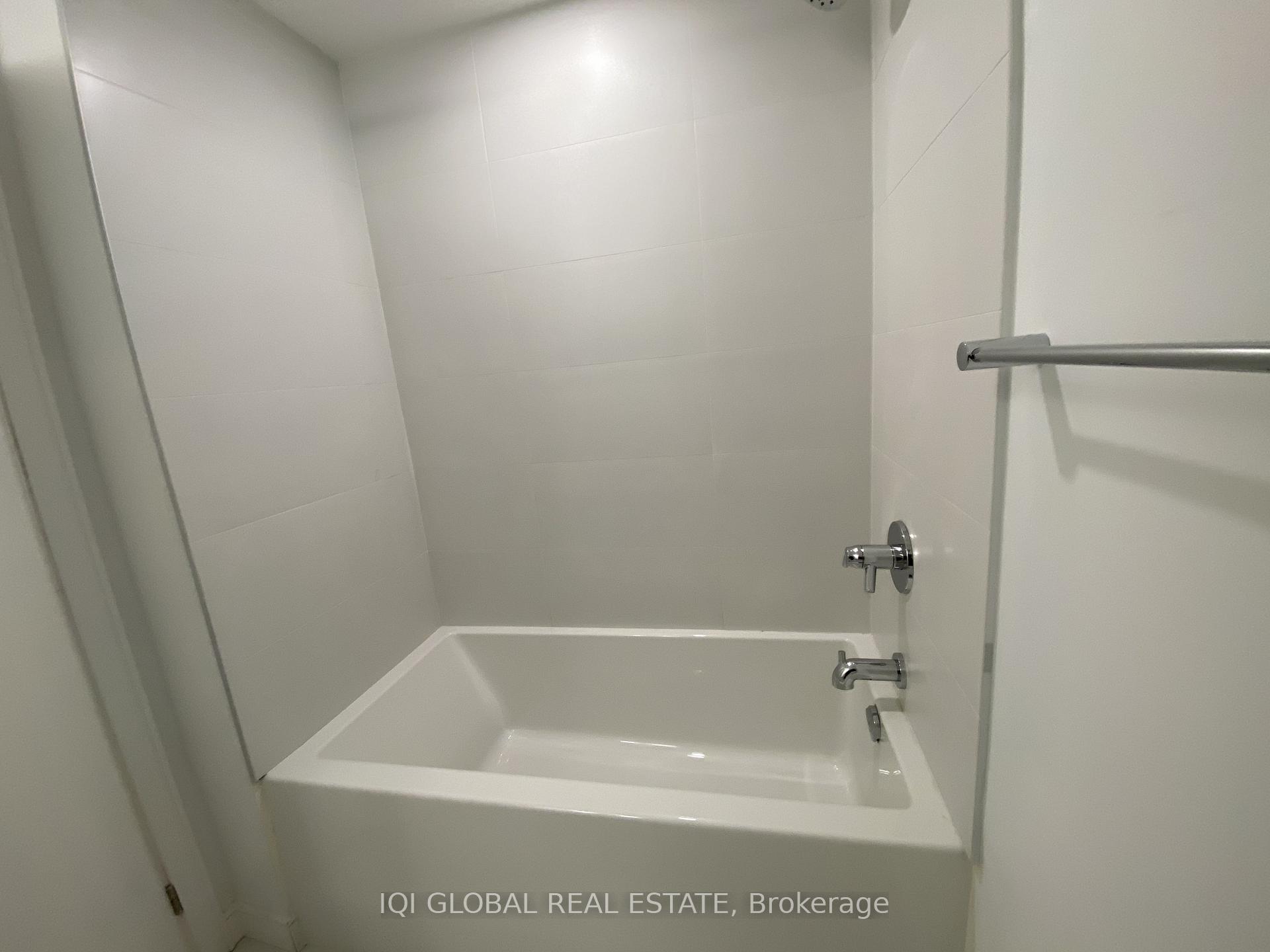 12 - 178 Clonmore Drive N, Toronto, ON M1N 1Y1