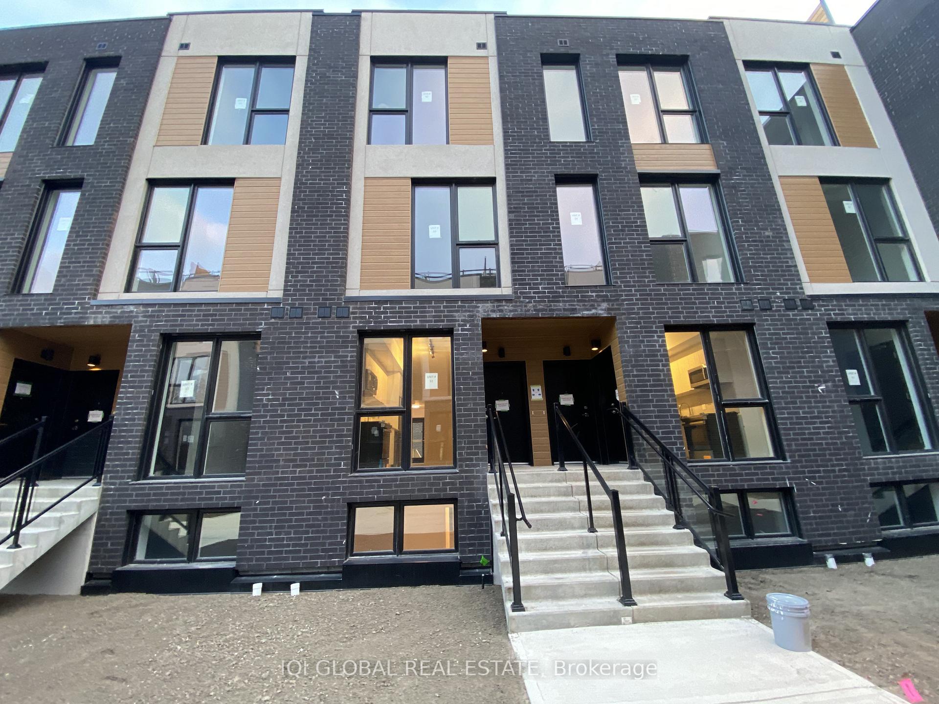 12 - 178 Clonmore Drive N, Toronto, ON M1N 1Y1