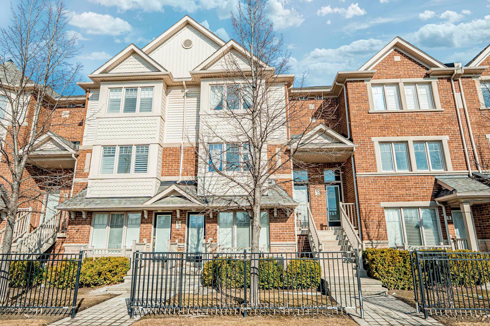 12 - 3335 Thomas Street, Mississauga, ON L5M 0P7