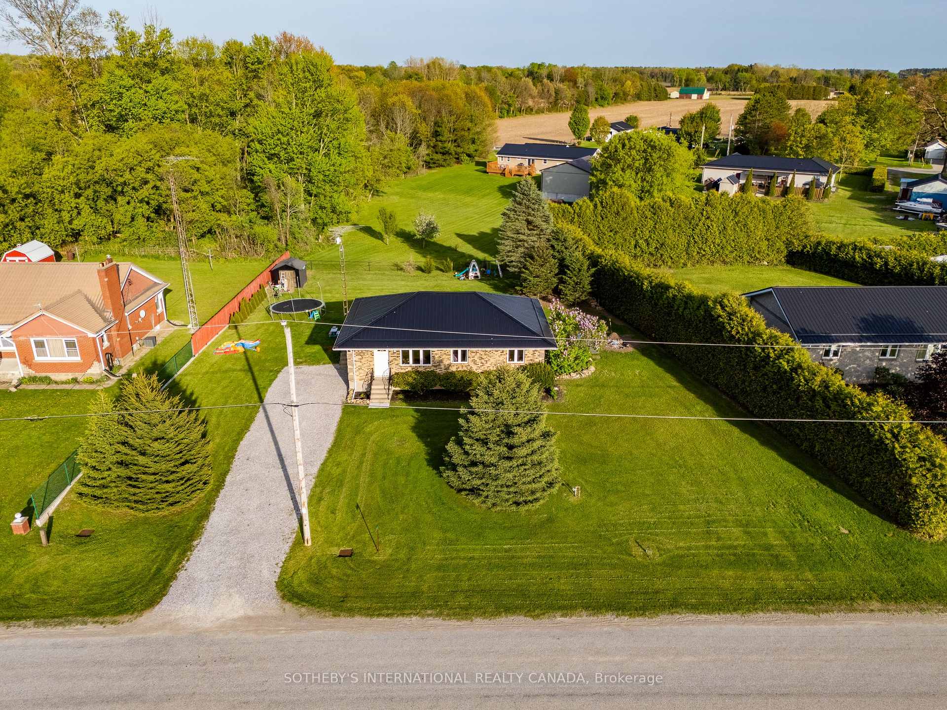 12 3rd Concession Road, Norfolk, ON N0J 1E0