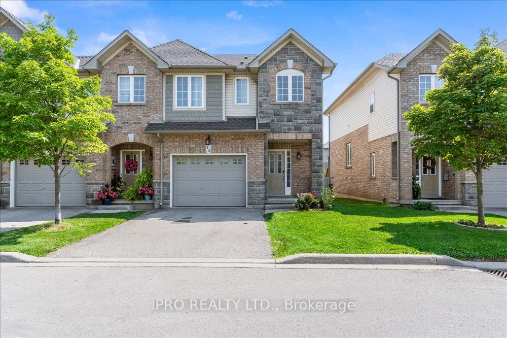 12 - 40 Dartmouth Gate, Hamilton, ON L8E 0C4