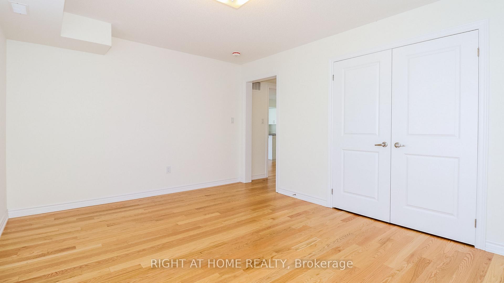 1 - 12 Bannister Road, Barrie, ON L9J 0L4