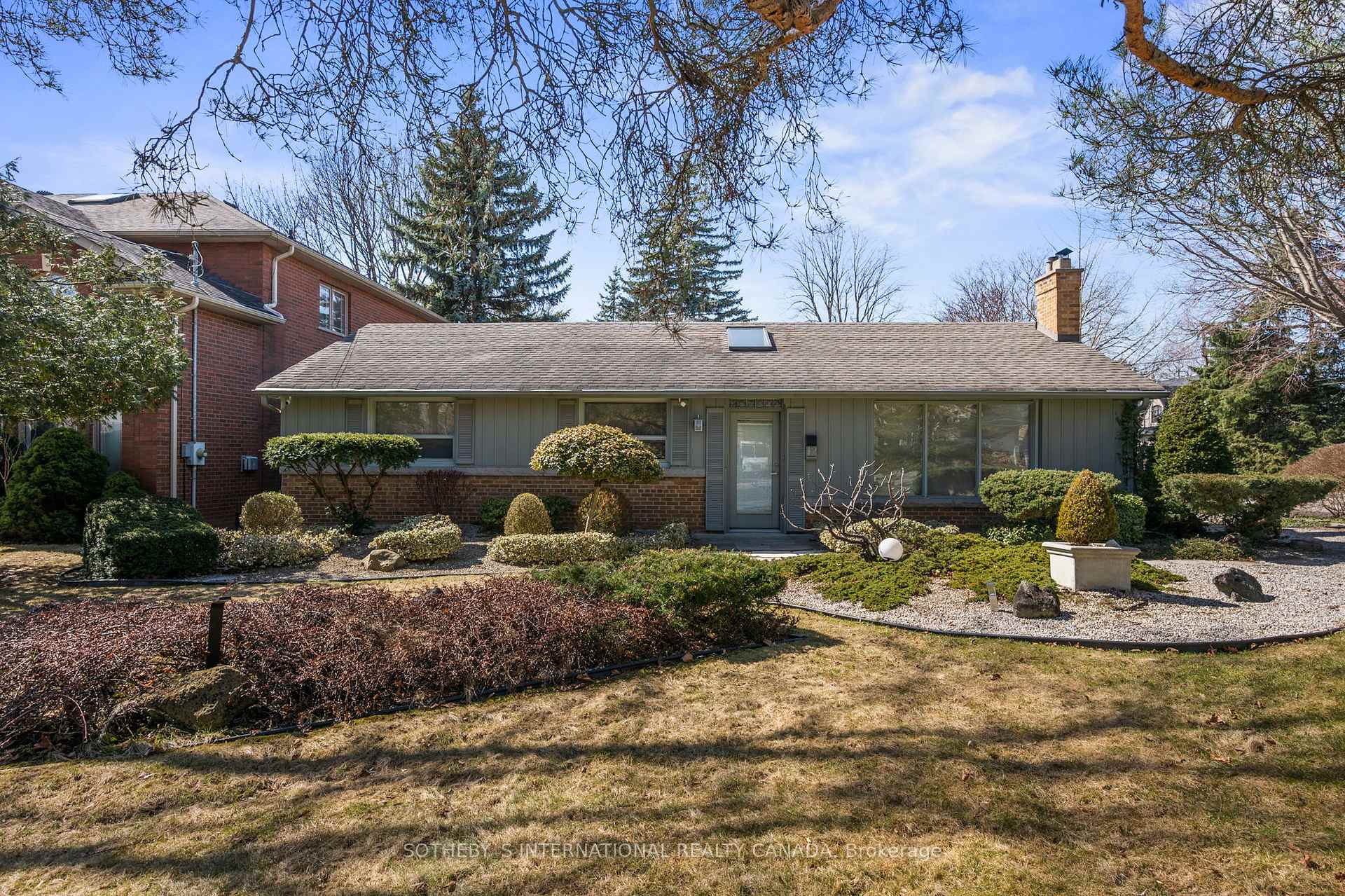 12 Cedarland Drive, Toronto, ON M9A 2J9