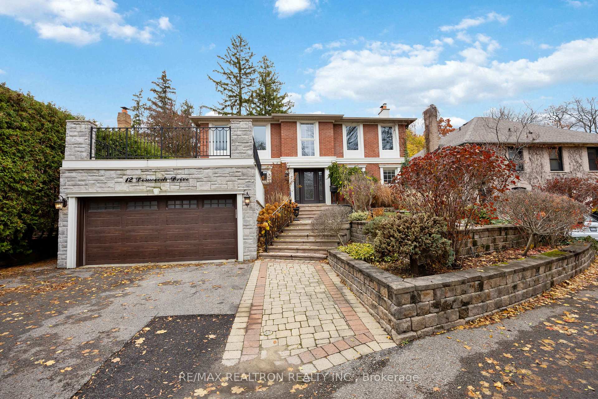 12 Donwoods Drive, Toronto, ON M4N 2G1