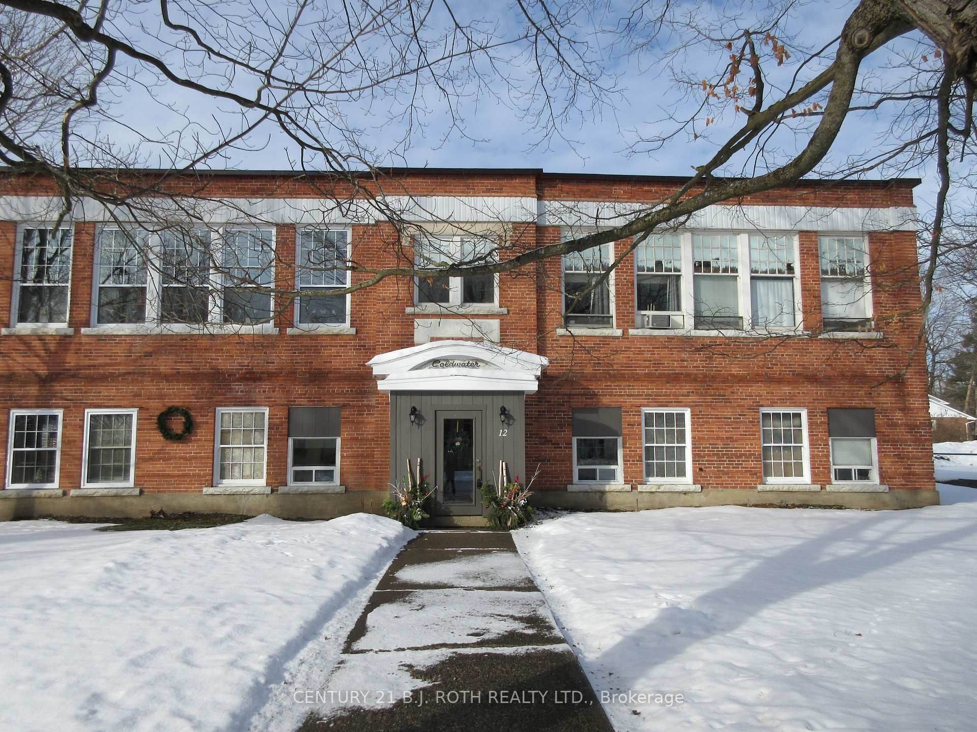 12 Harriet Street, Severn, ON L0K 1E0