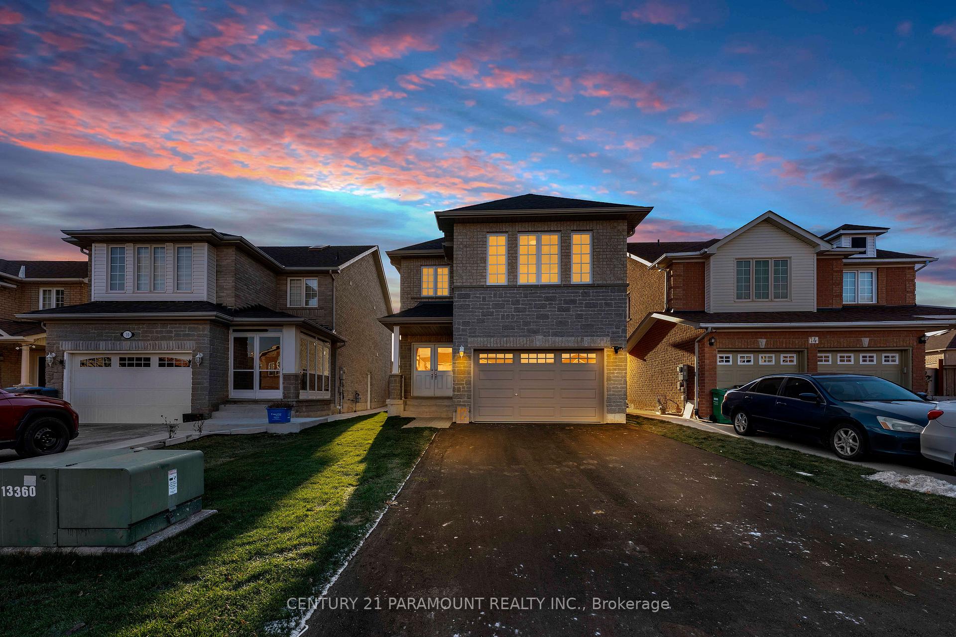 12 Hefferon Court, Brampton, ON L6Y 5J3