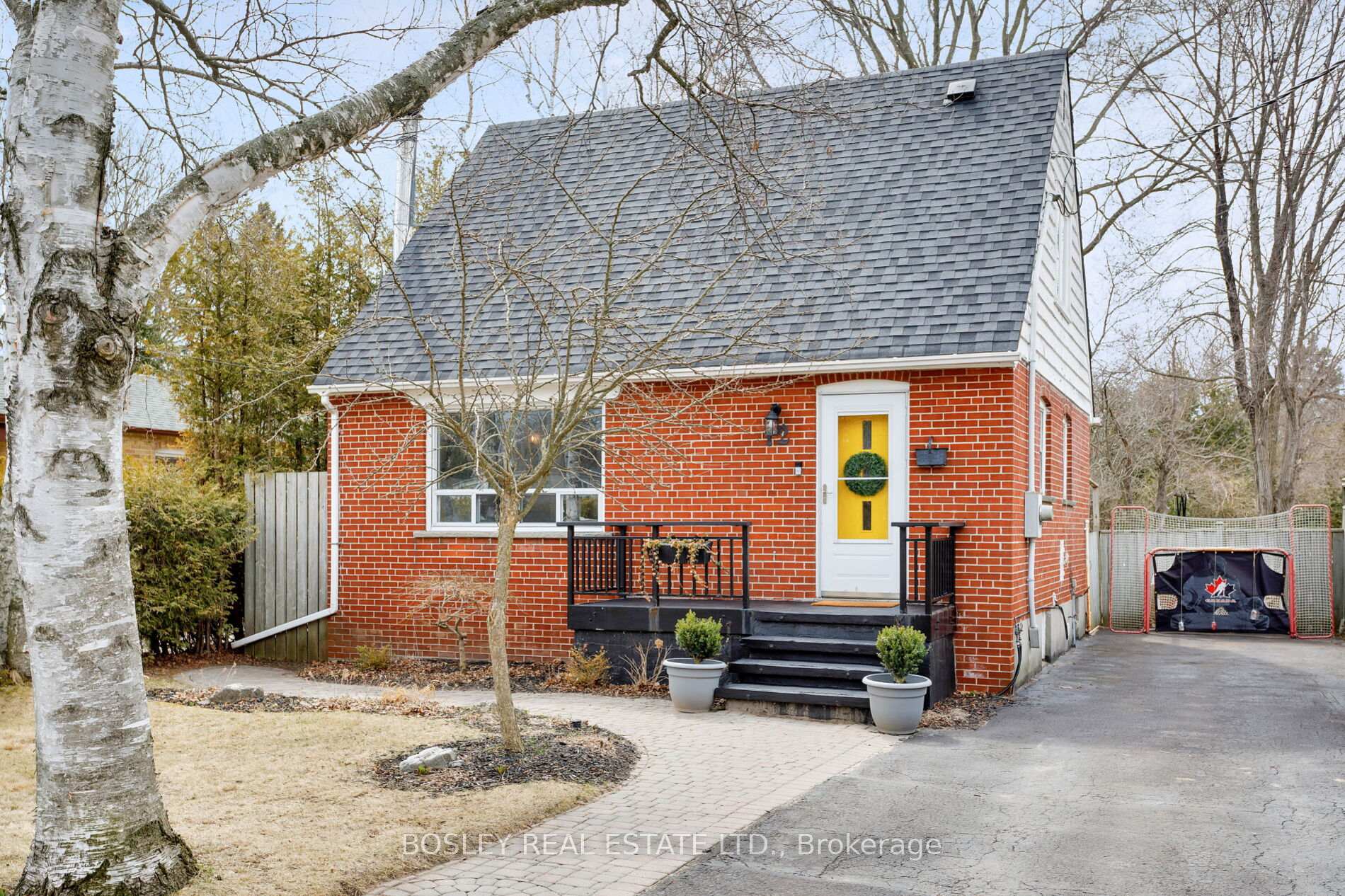 12 Homestead Road, Toronto, ON M1E 3R9