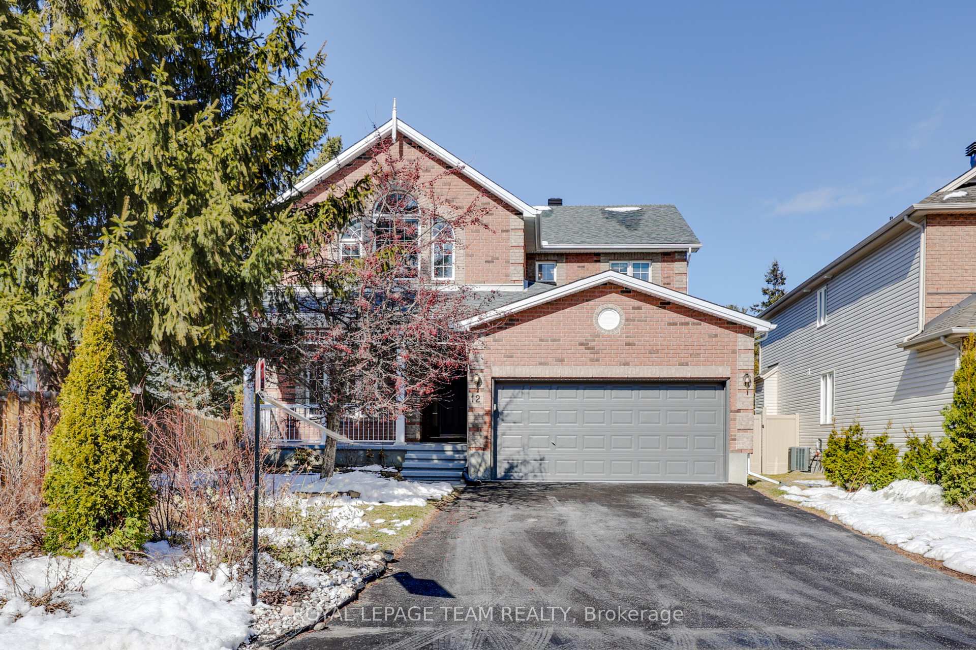 12 KENO Way, Kanata, ON K2T 1H4