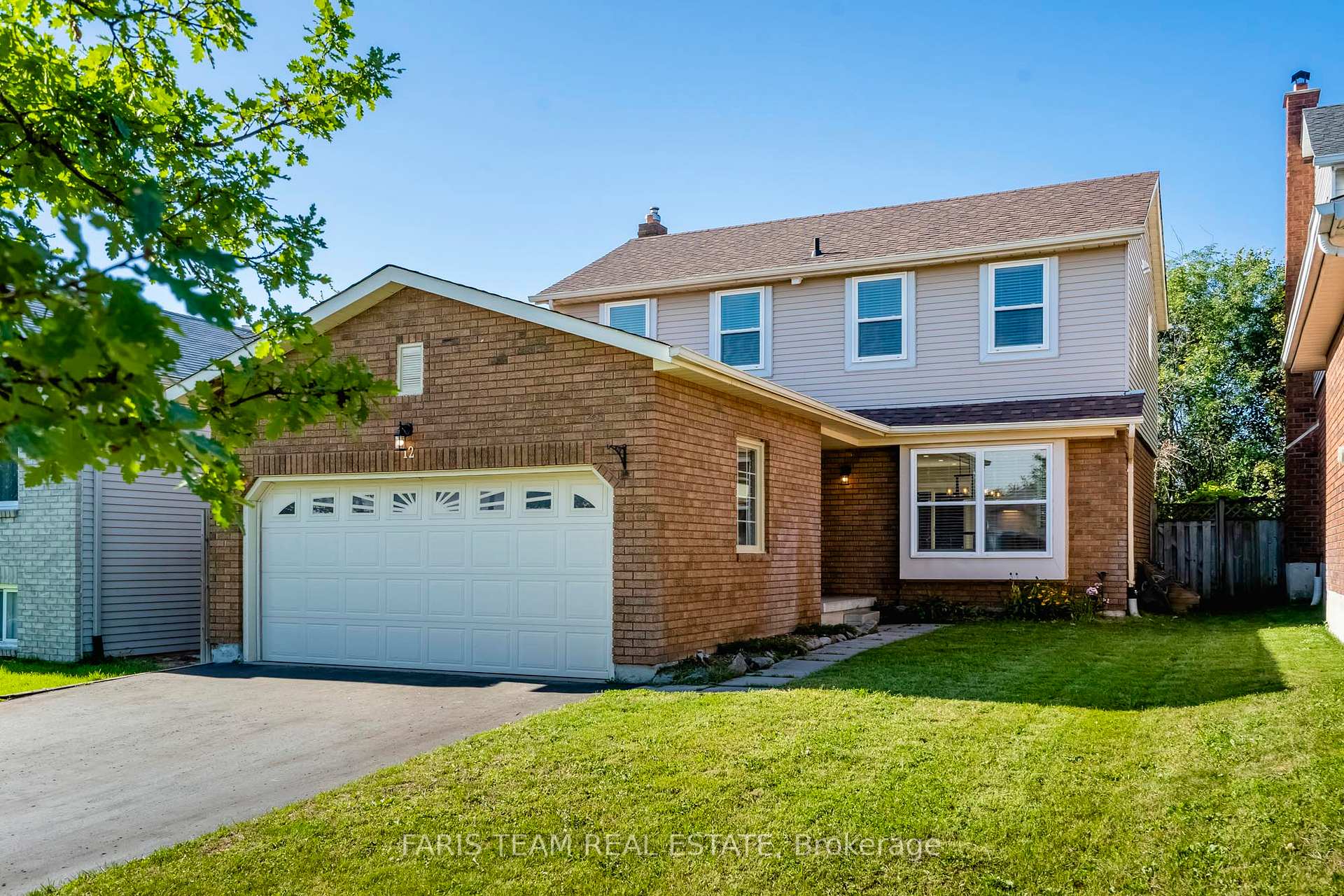 12 Knicely Road, Barrie, ON L4N 6T8