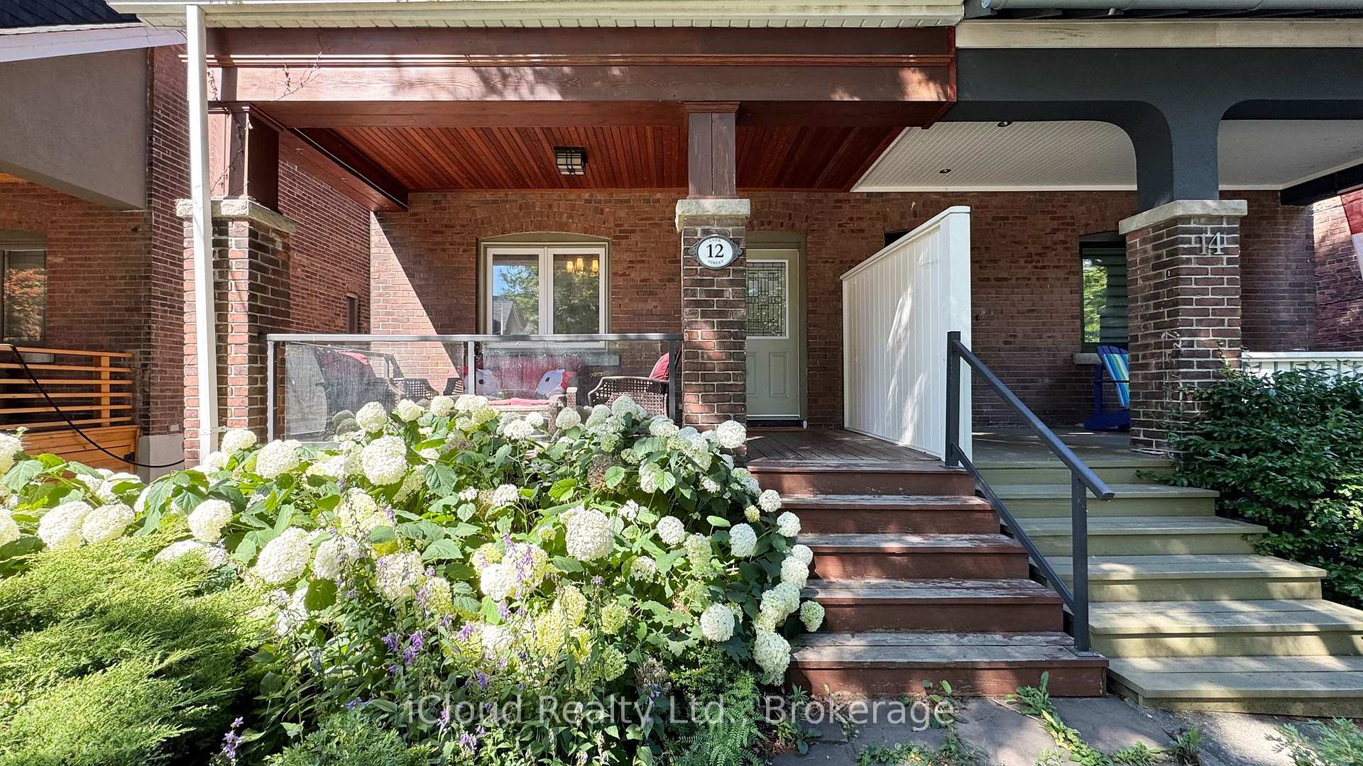 12 Lark Street, Toronto, ON M4L 3M6