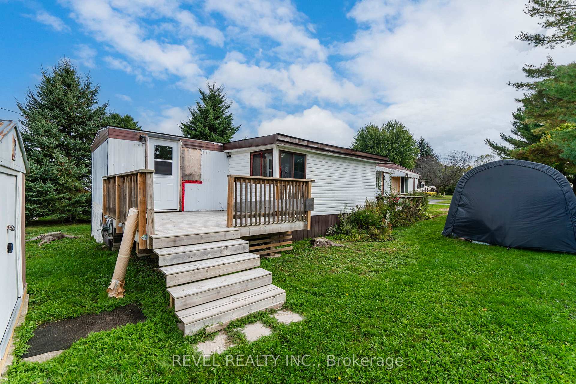 12 MAPLE Lane, Midland, ON L4R 0B9