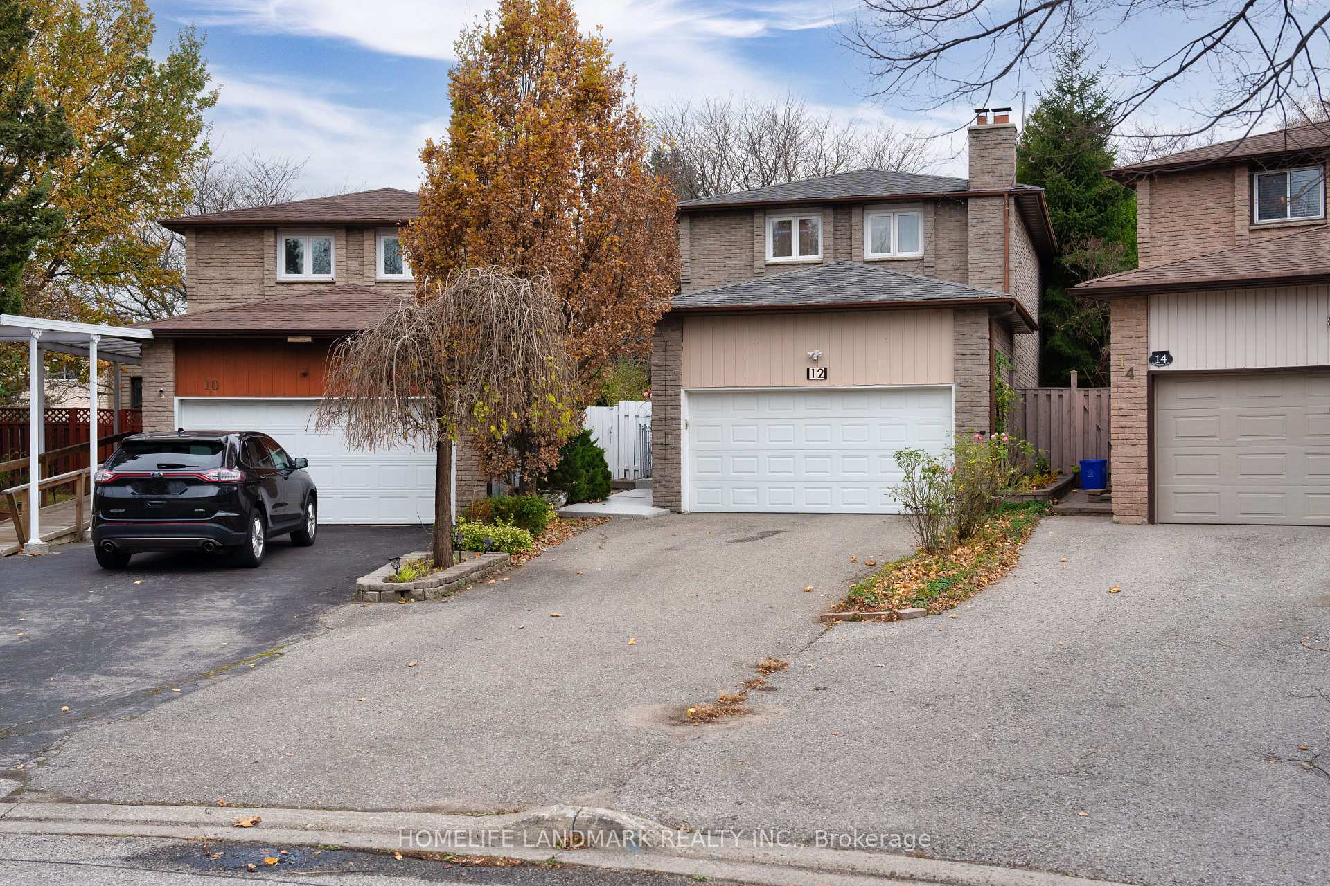 12 McCrackin Court N, Vaughan, ON L4J 2T3
