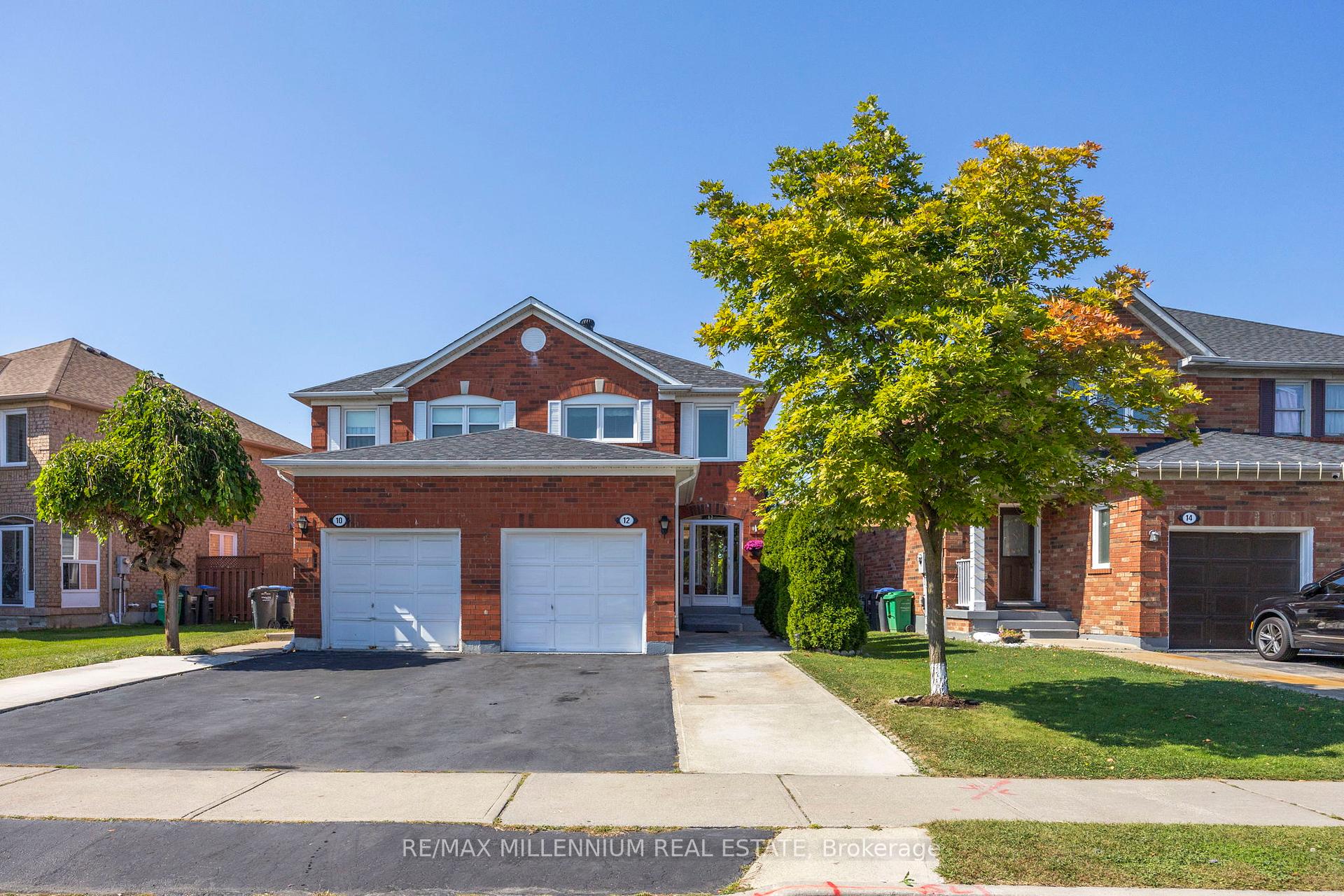 12 Mount Fuji Crescent, Brampton, ON L6R 2L3