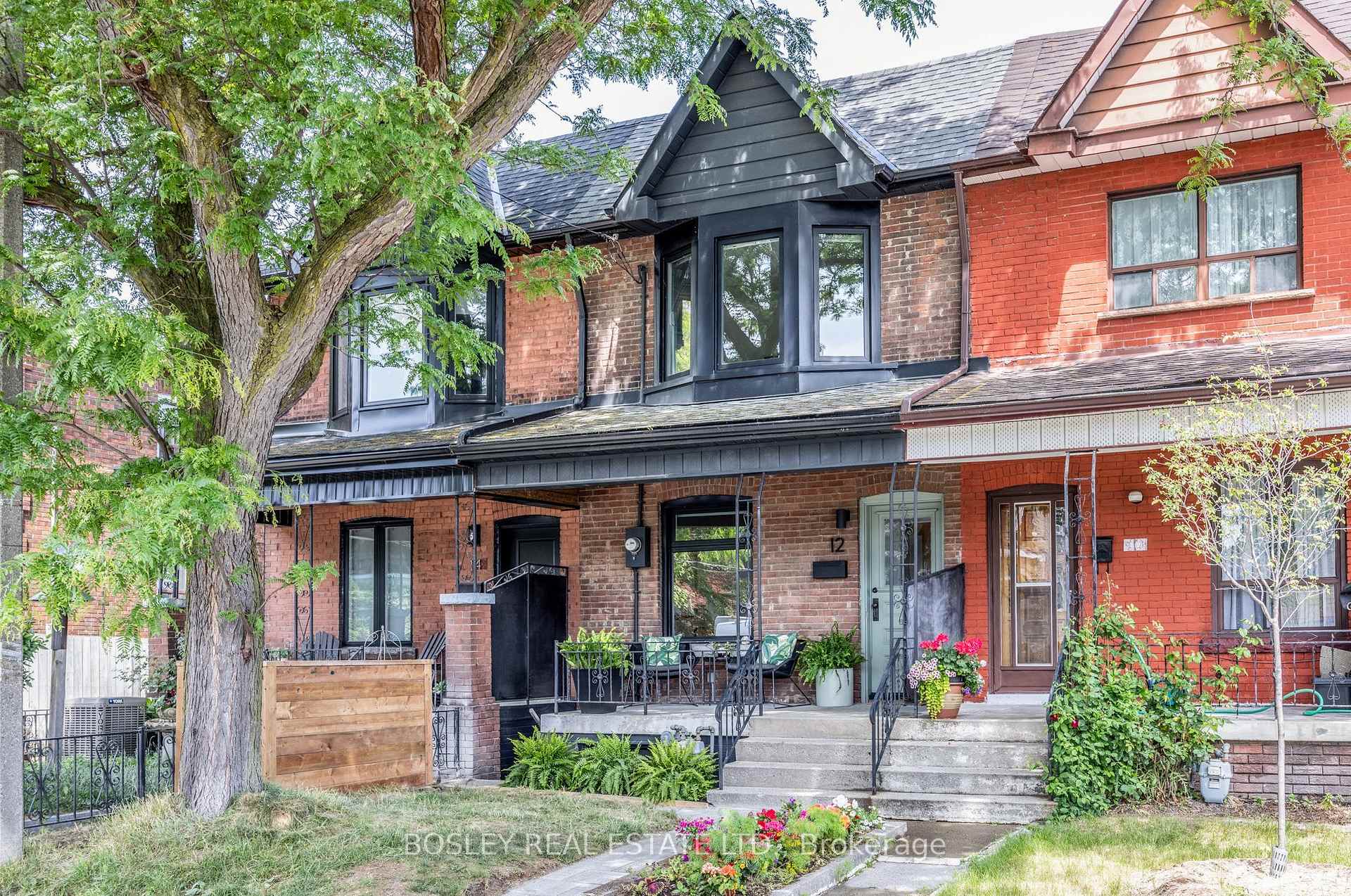 12 Muir Avenue, Toronto, ON M6H 1E8