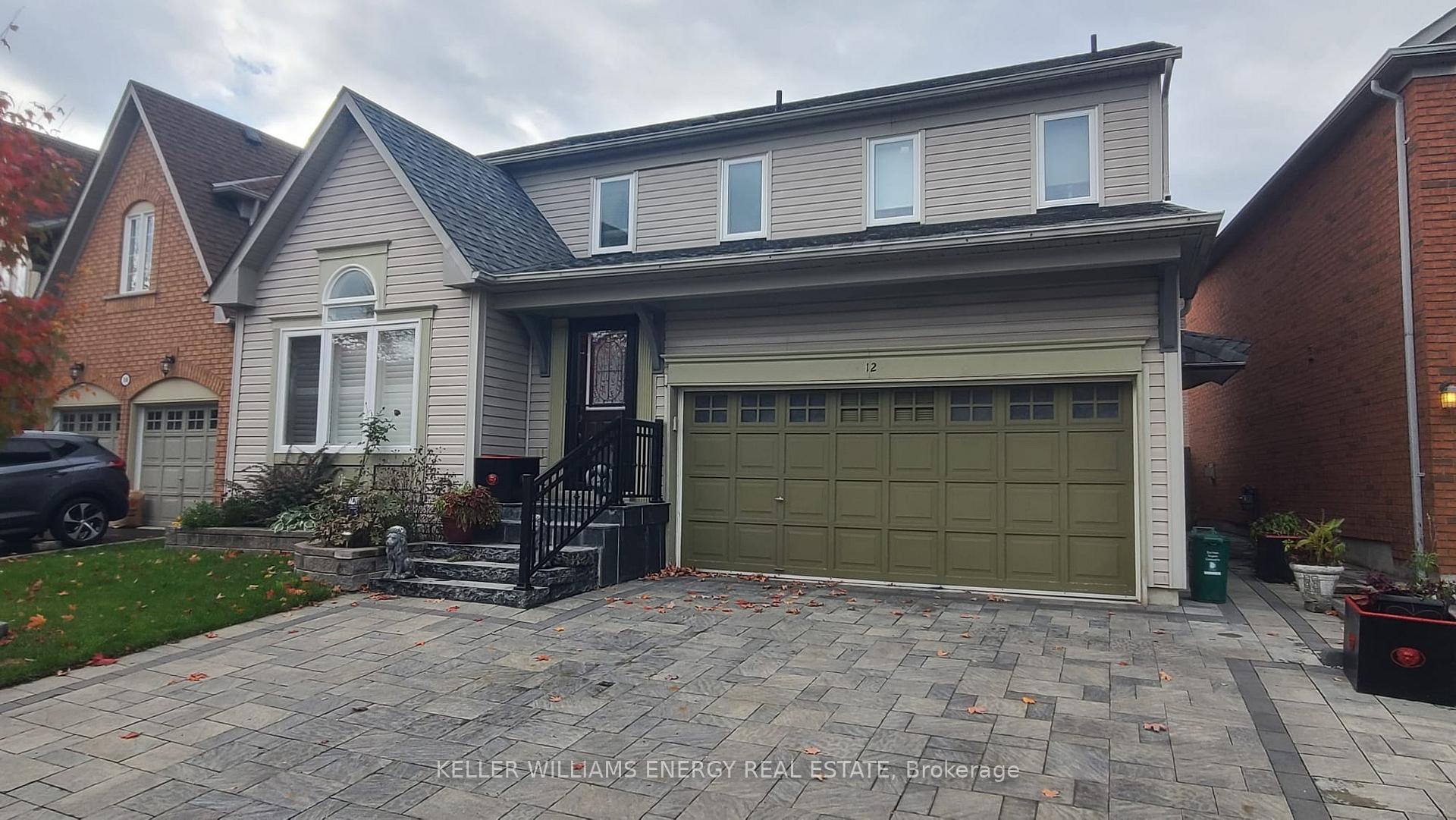 12 Phillpot Lane, Ajax, ON L1T 4E1