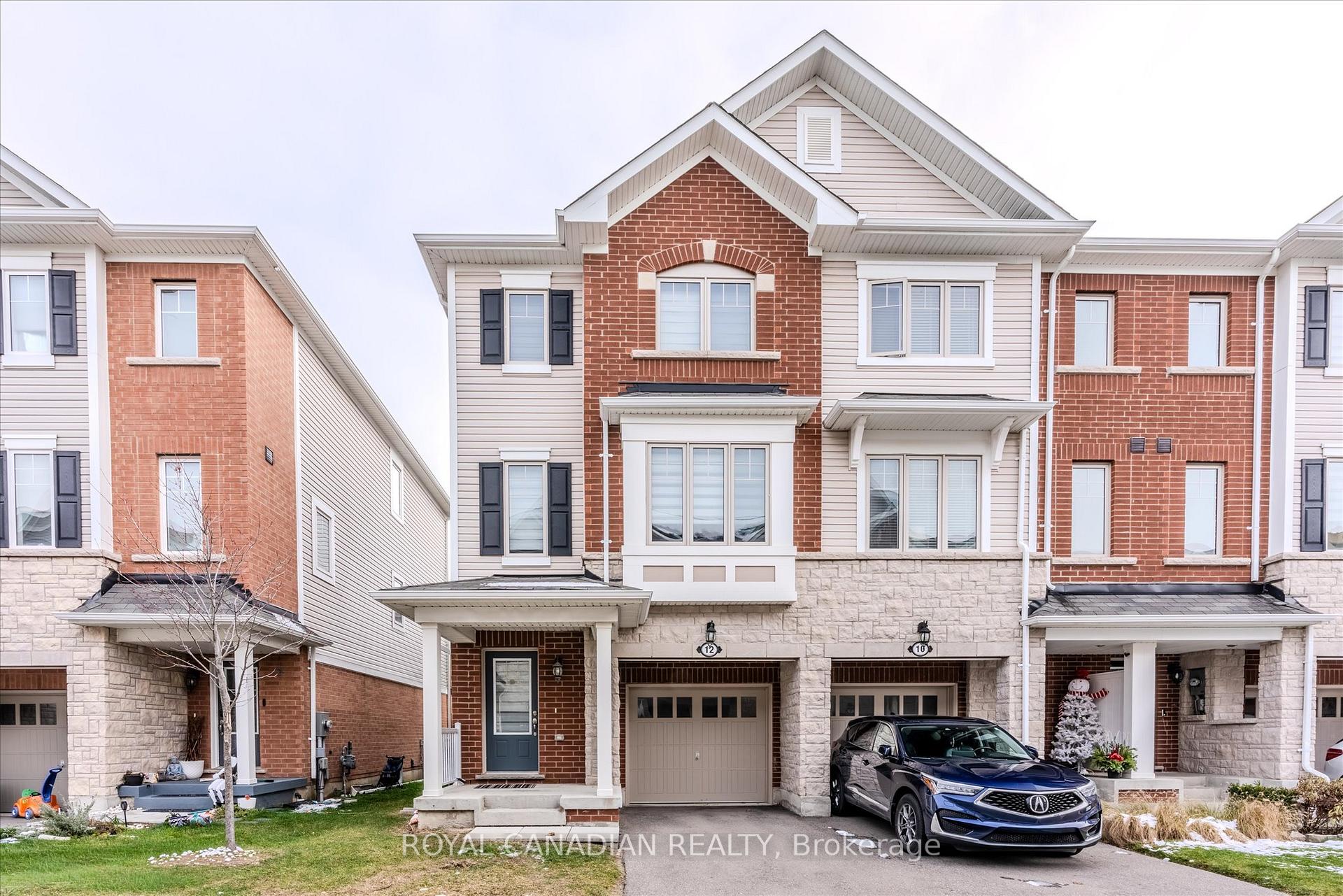 12 Rapids Lane, Hamilton, ON L8K 0A3