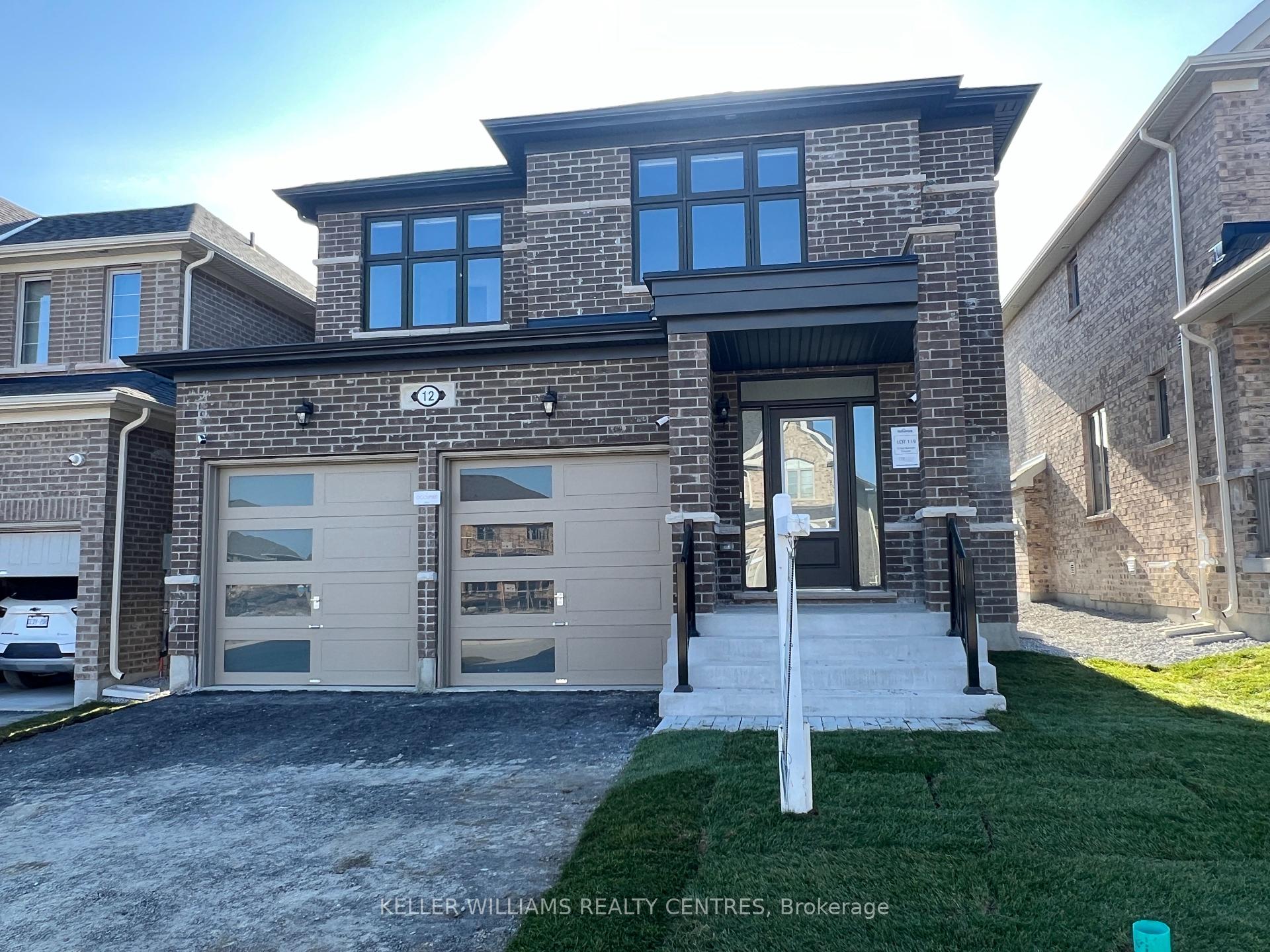 12 Sam Battaglia Crescent, Georgina, ON L0E 1R0