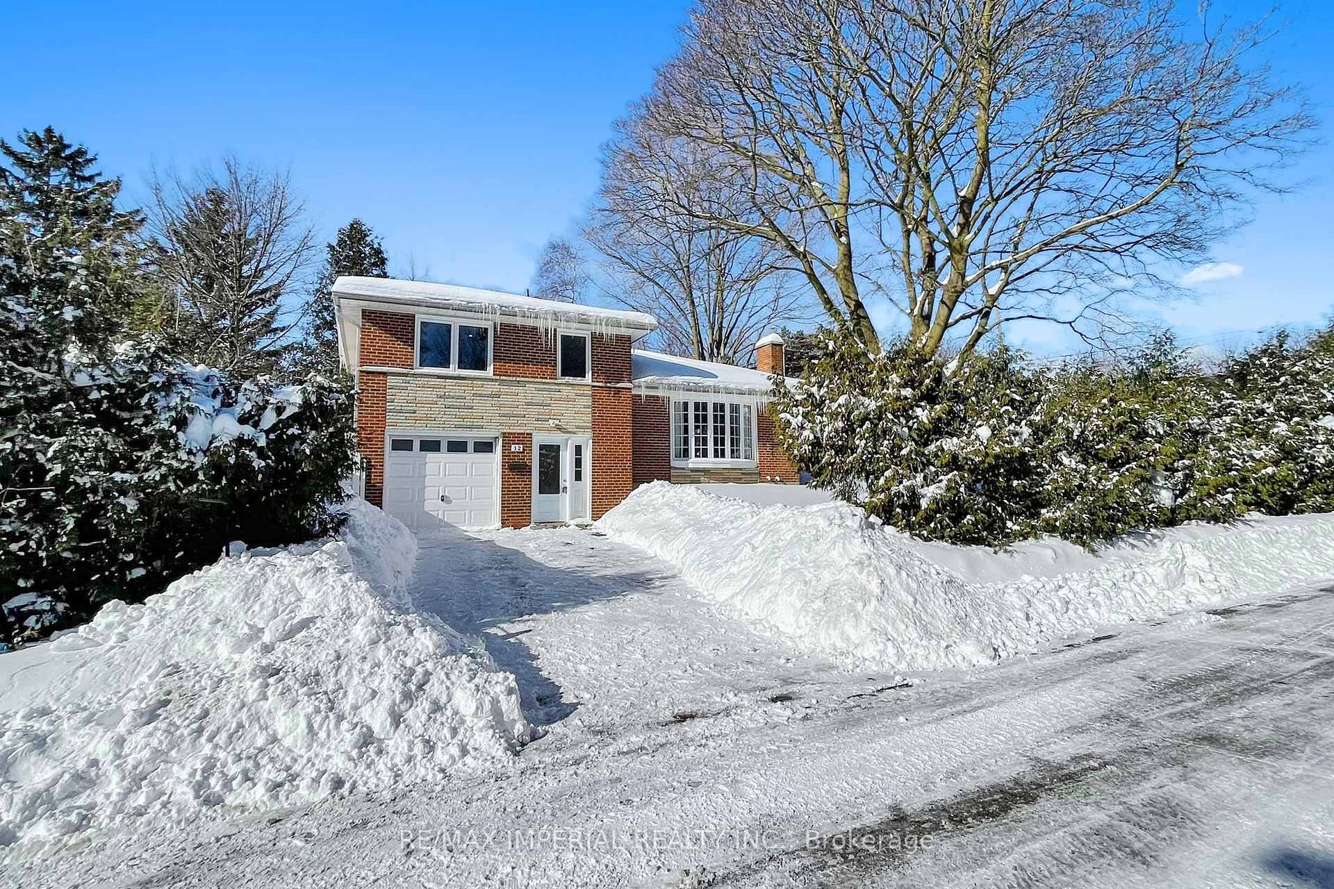 12 Sherwood Forest Drive, Markham, ON L3P 1P7