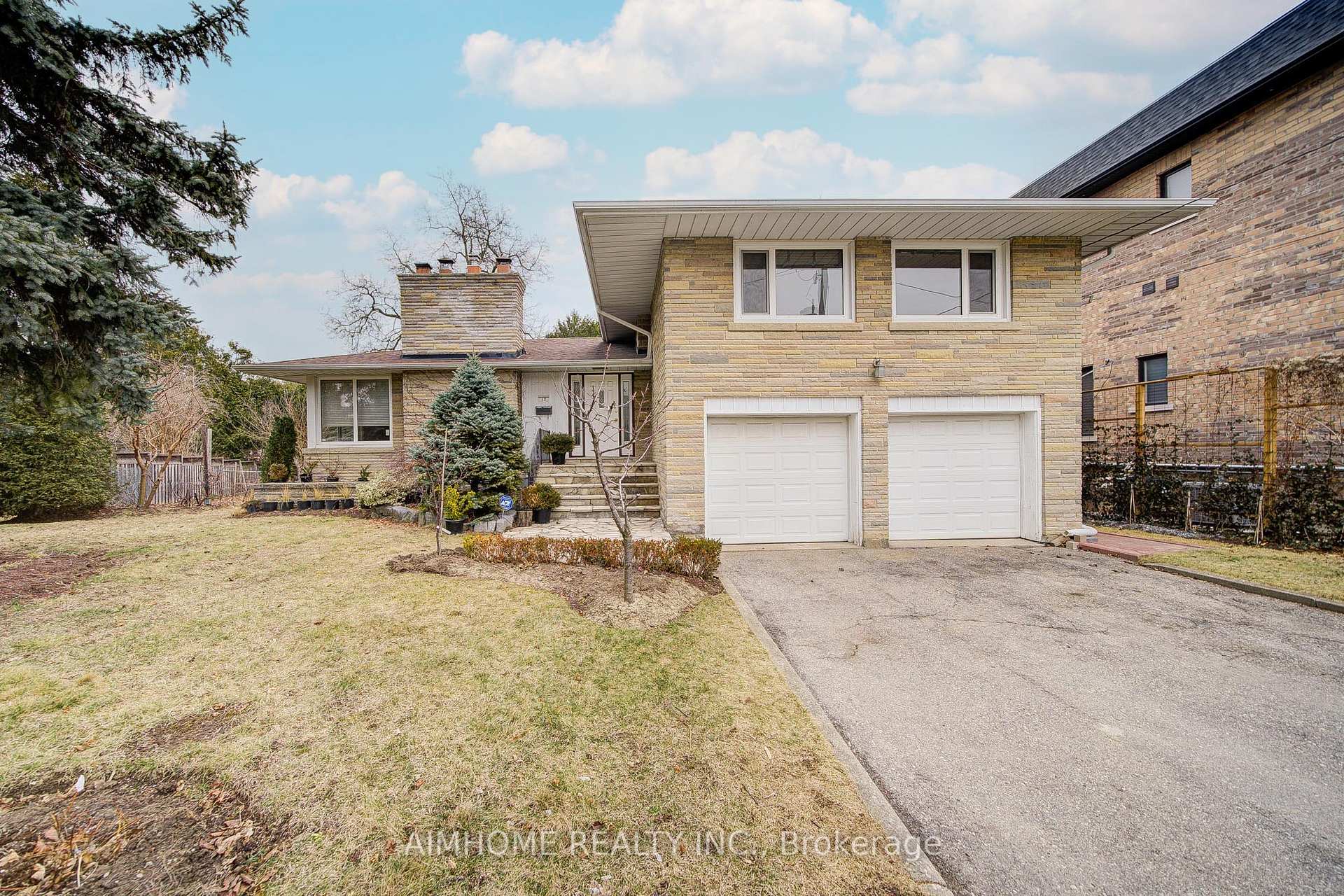 12 Sorrel Court, Toronto, ON M2K 1T7