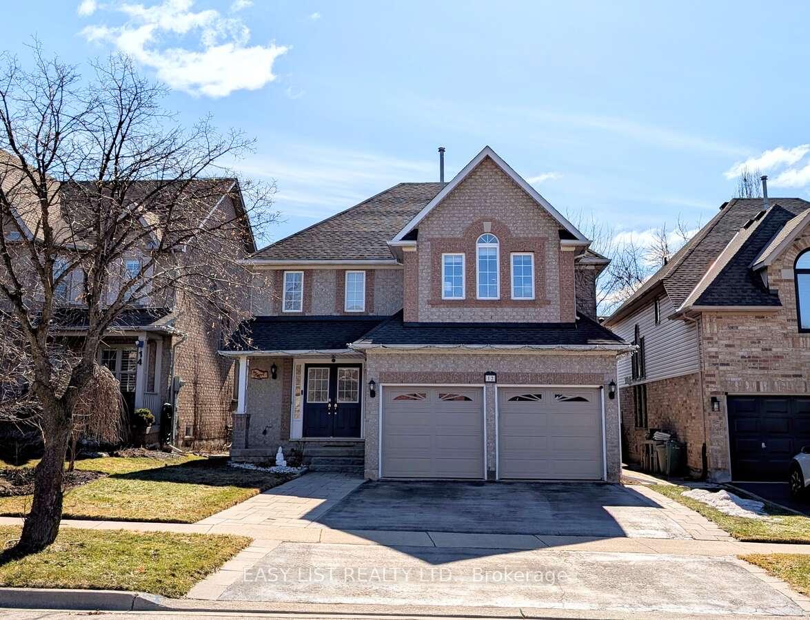 12 Strathroy Crescent, Hamilton, ON L8B 0N5
