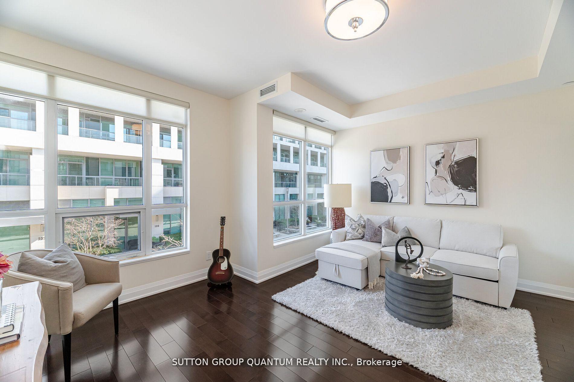 120 - 56 Jones Street, Oakville, ON L6L 3E5