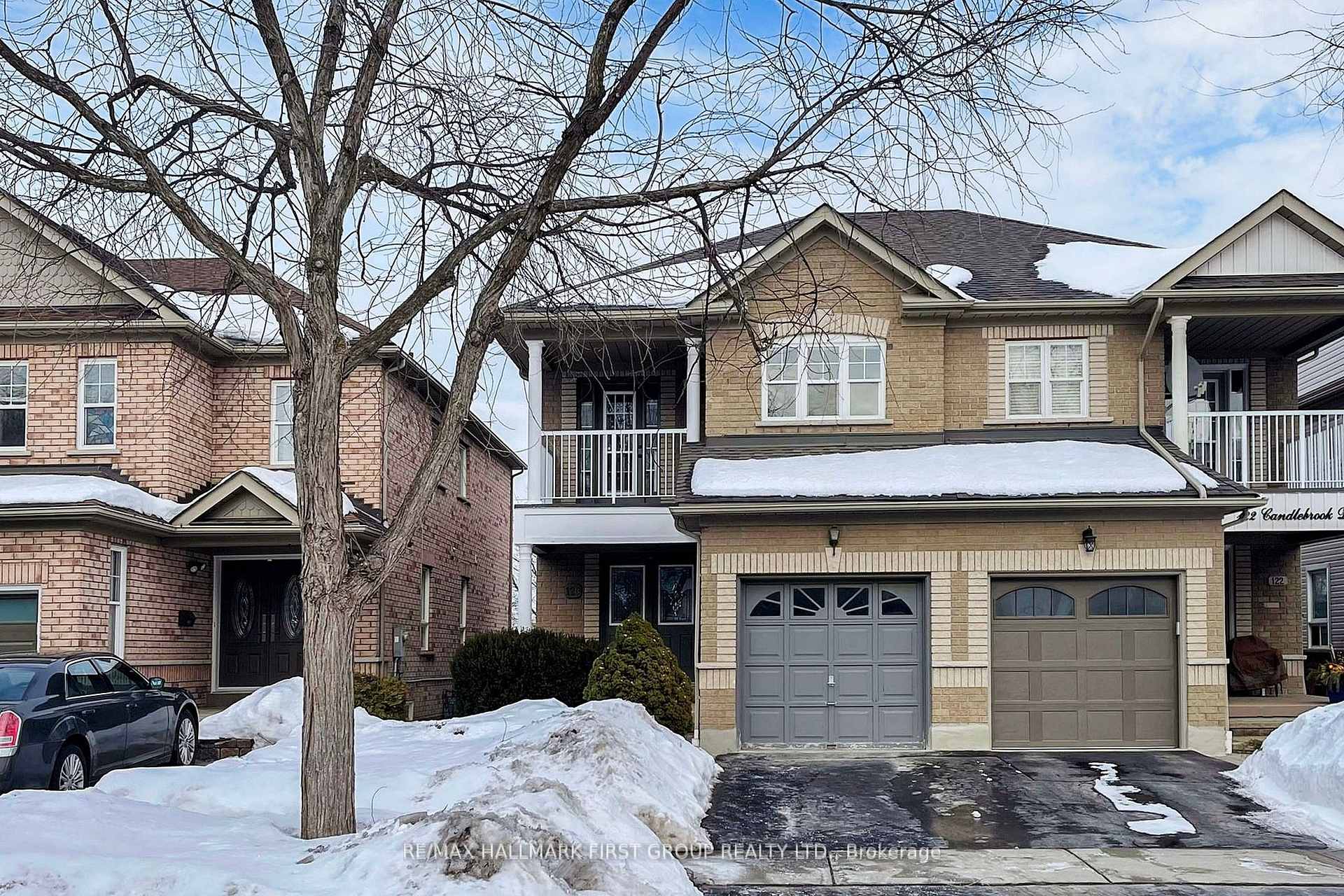 120 Candlebrook Drive, Whitby, ON L1R 2V7