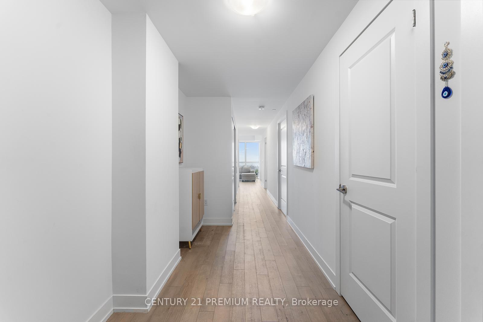 1204 - 1063 Douglas Mccurdy Comm Circle, Mississauga, ON L5G 0C5