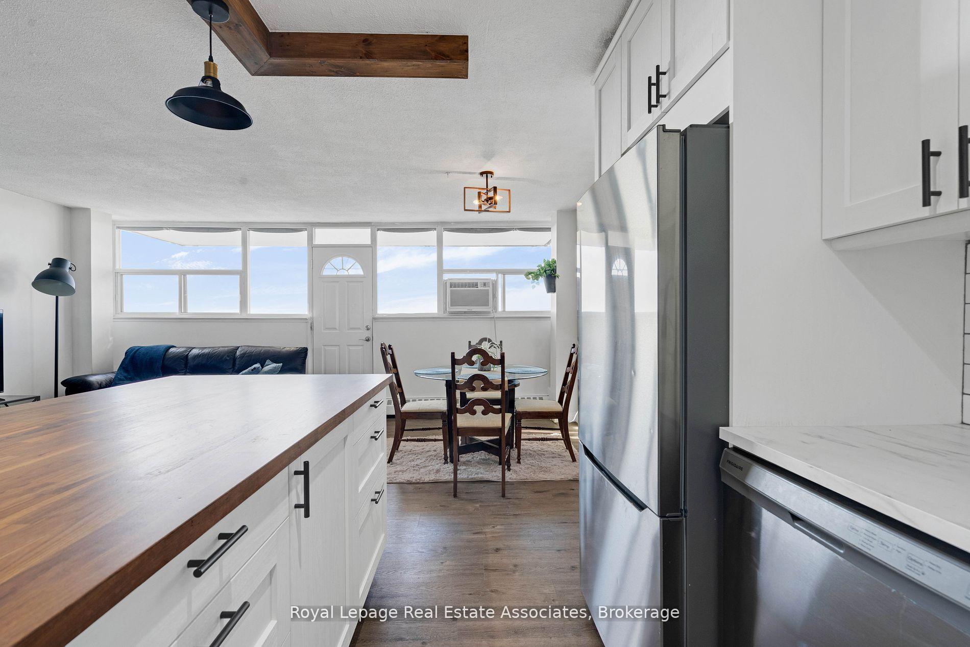 1204 - 215 Glenridge Avenue, St. Catharines, ON L2T 3J7