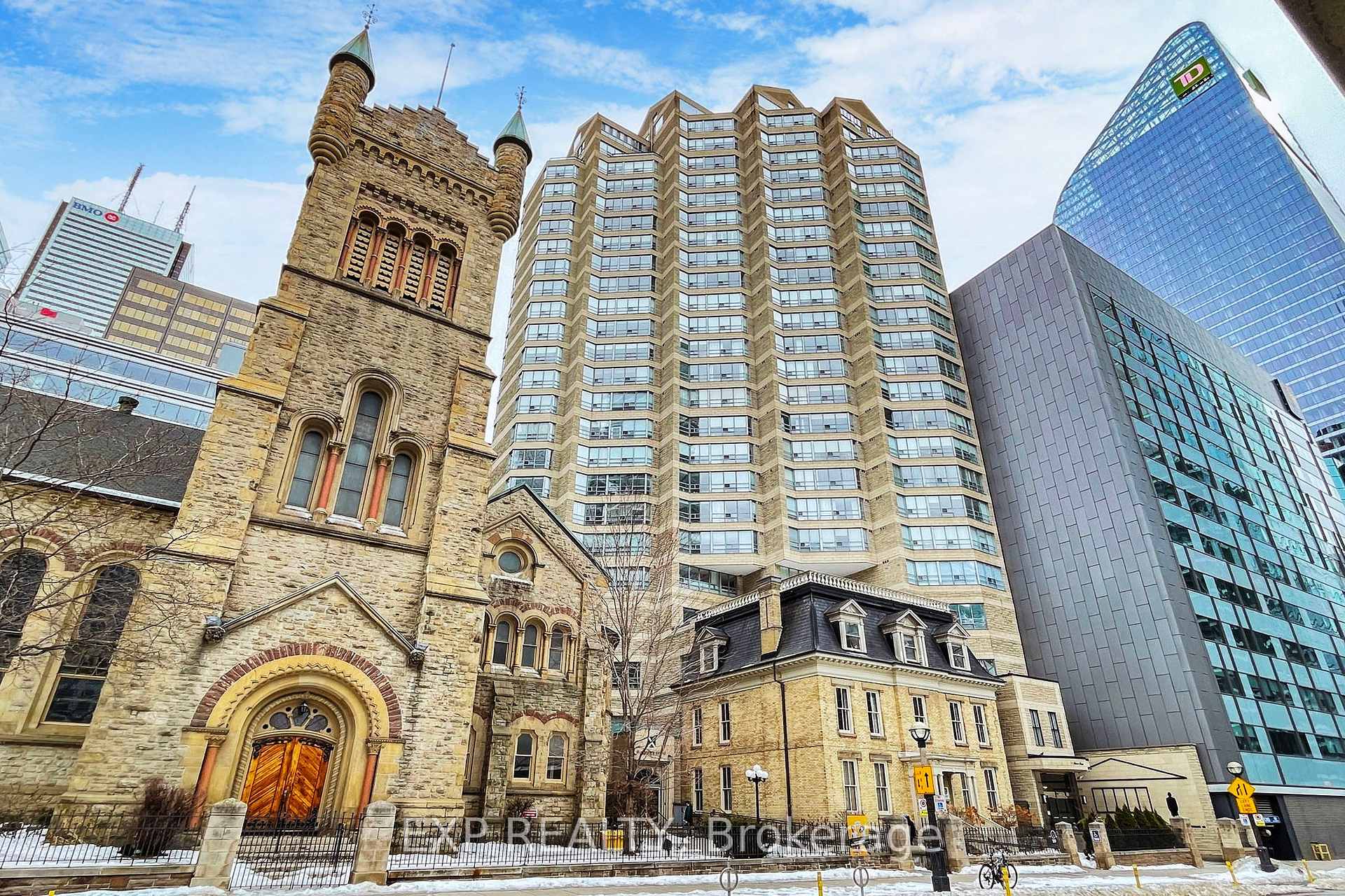1204 - 71 Simcoe Street, Toronto, ON M5J 2S9
