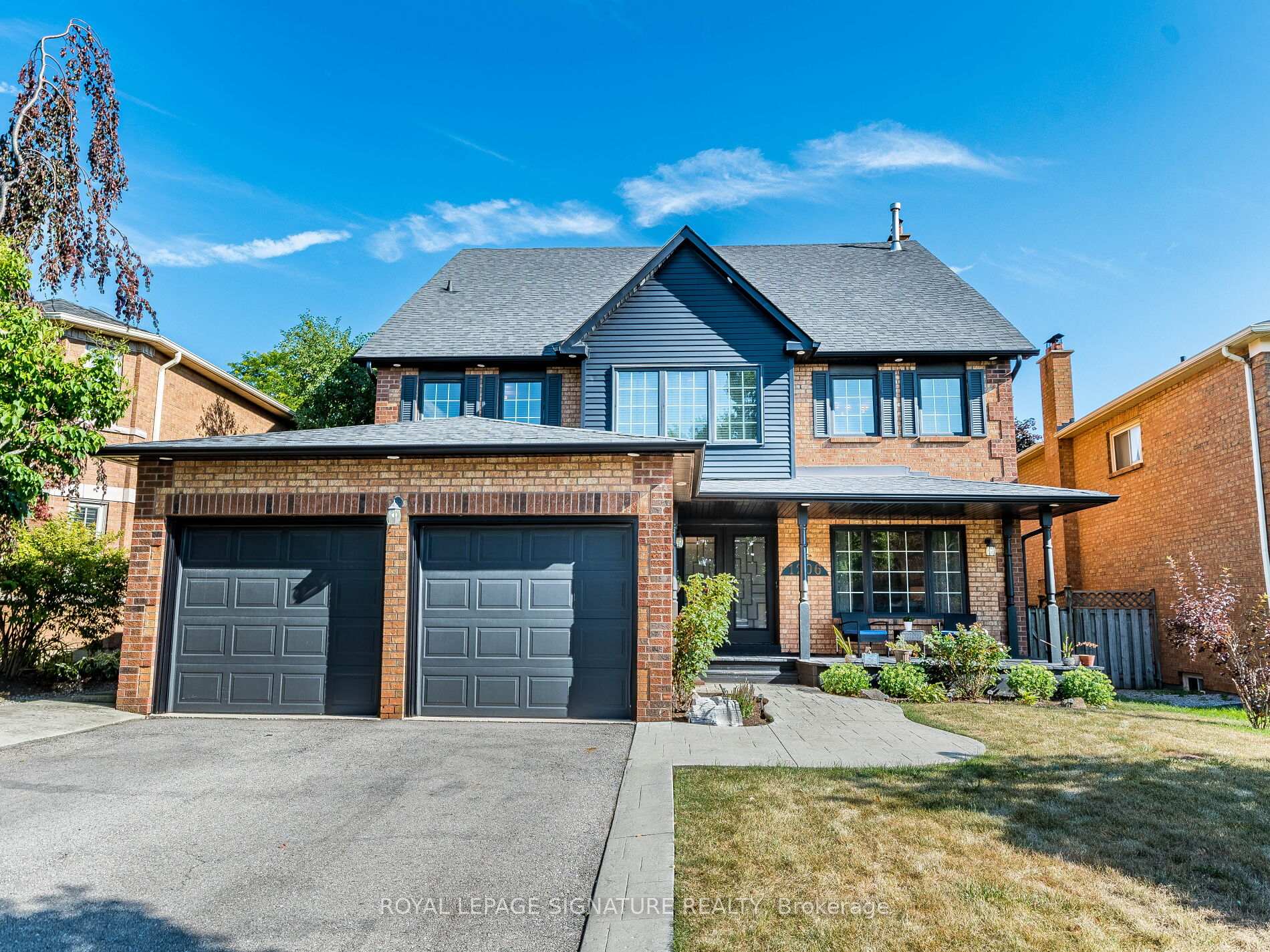 1206 Glenashton Drive, Oakville, ON L6H 5L9