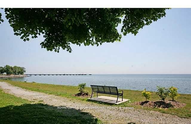 1208 - 100 Burloak Drive, Burlington, ON L7L 6P6