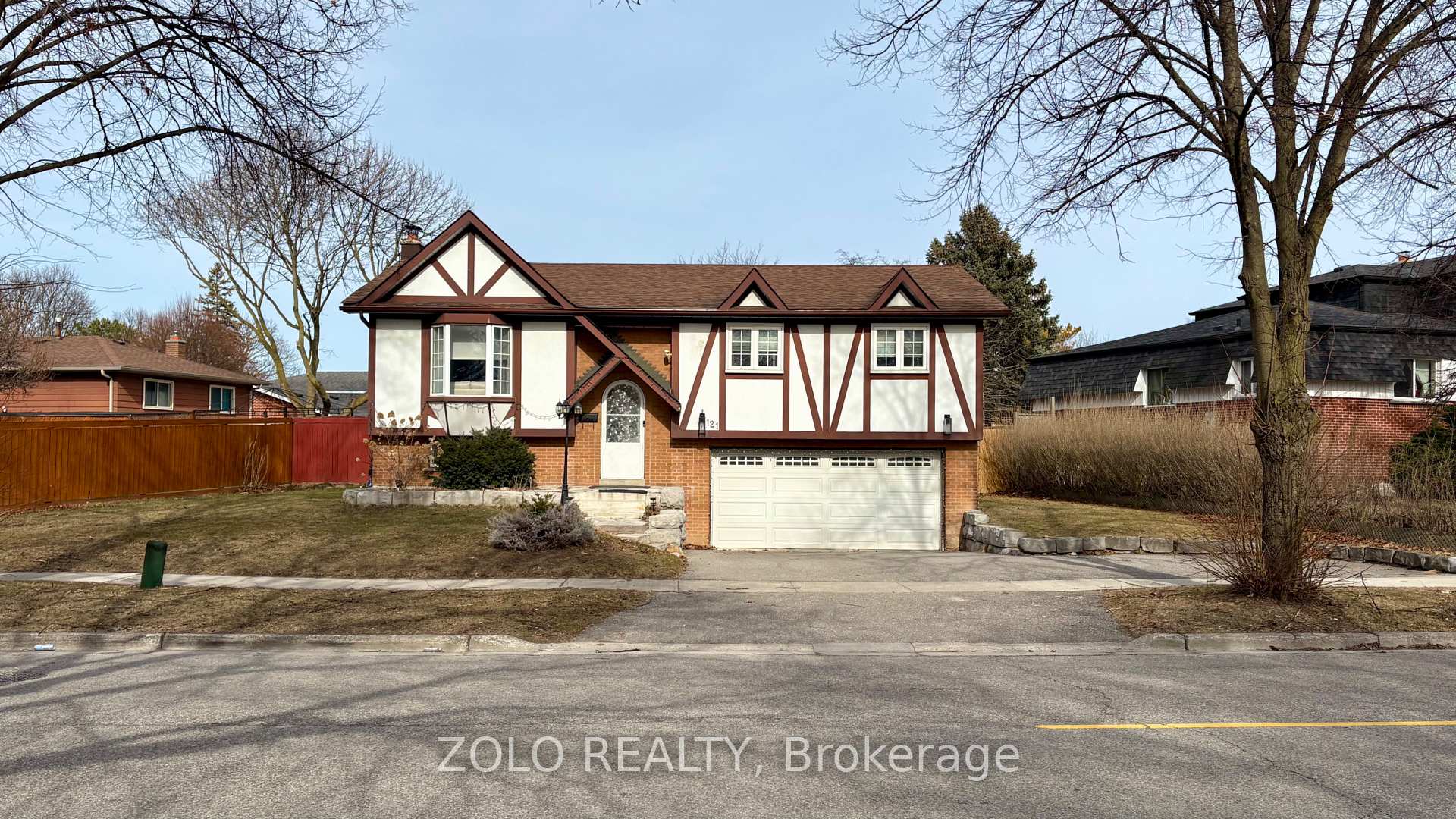 121 Michael Boulevard, Whitby, ON L1N 5Y5