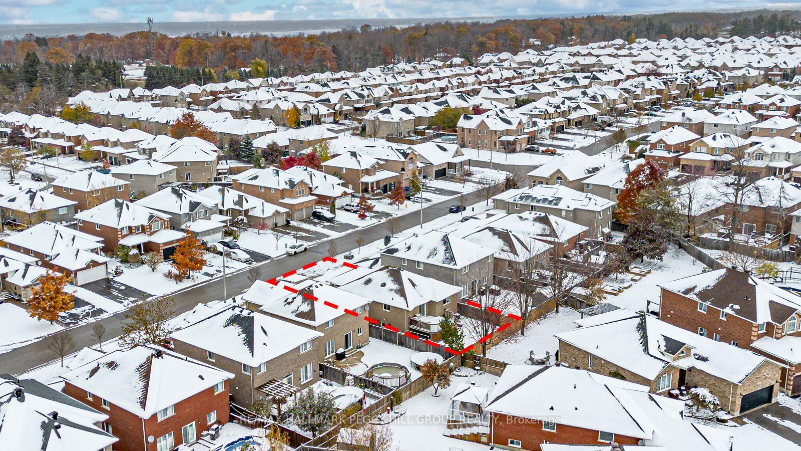 121 Sovereign's Gate, Barrie, ON L4N 0Y9