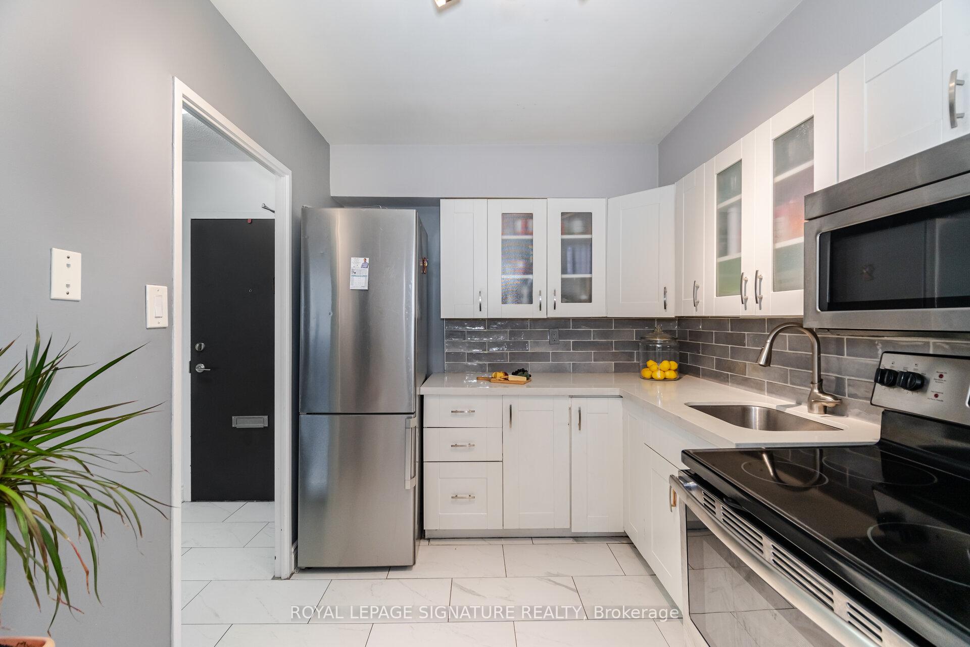 1212 - 451 The West Mall Drive, Toronto, ON M9C 1G1