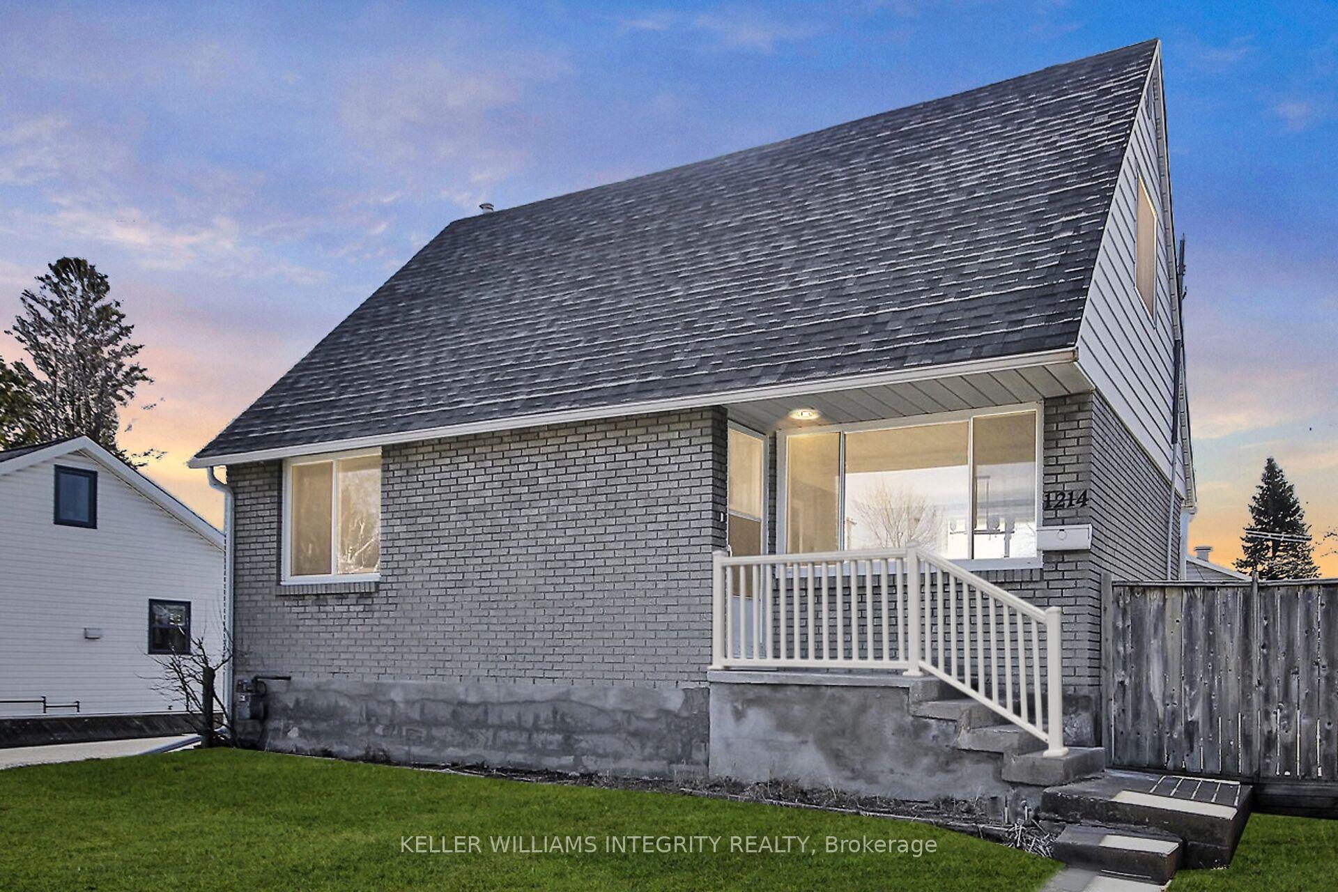 1214 Foxbar Avenue, Hunt Club - South Keys and Area, ON K1V 6V5