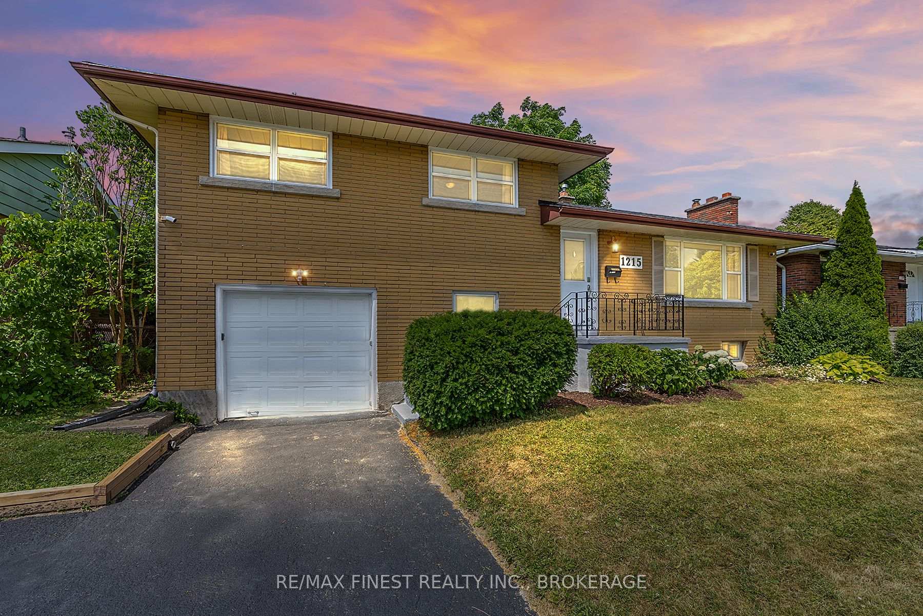 1215 Johnson Street, Kingston, ON K7M 2P1