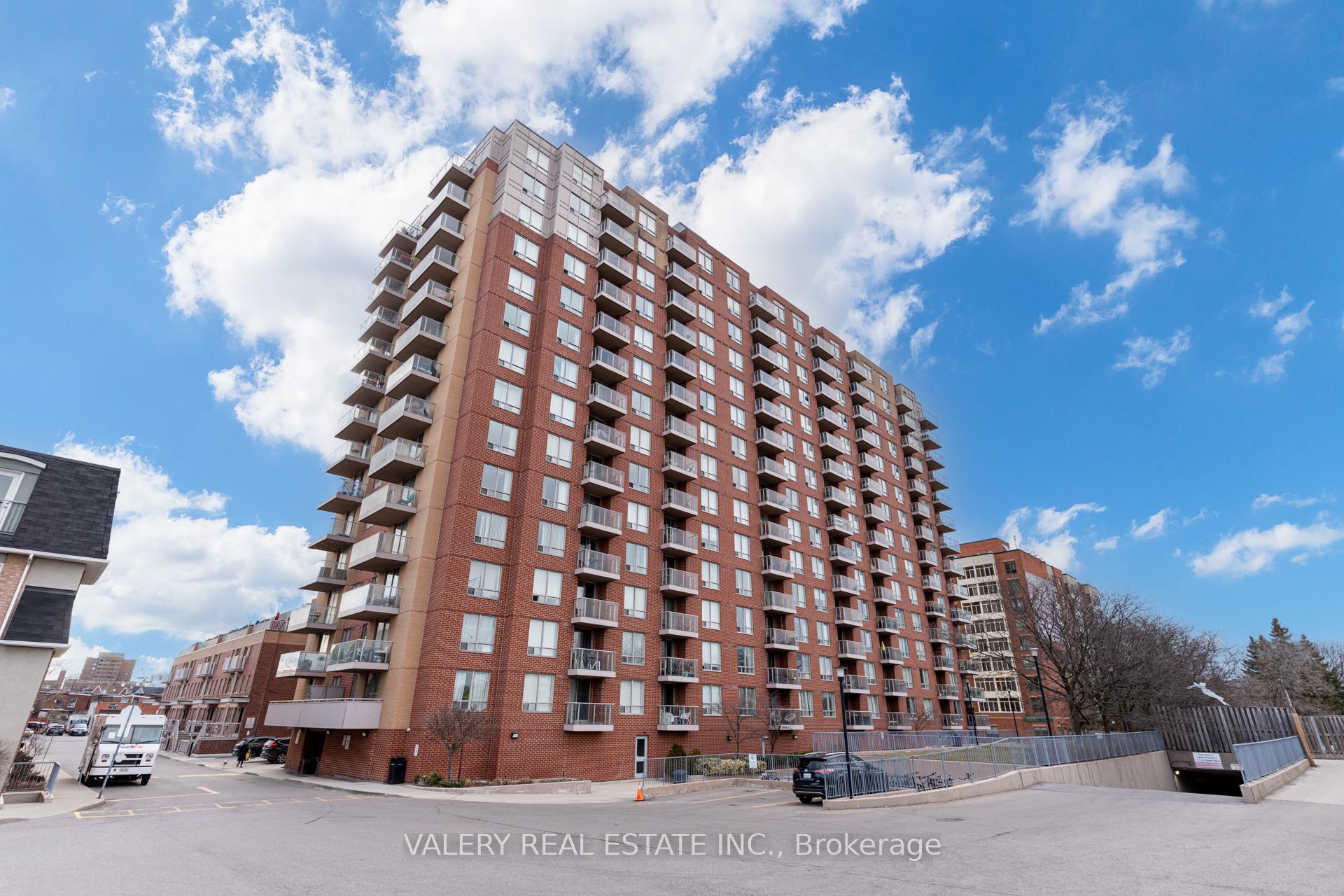 1216 - 1369 Bloor Street W, Toronto, ON M6P 4J4