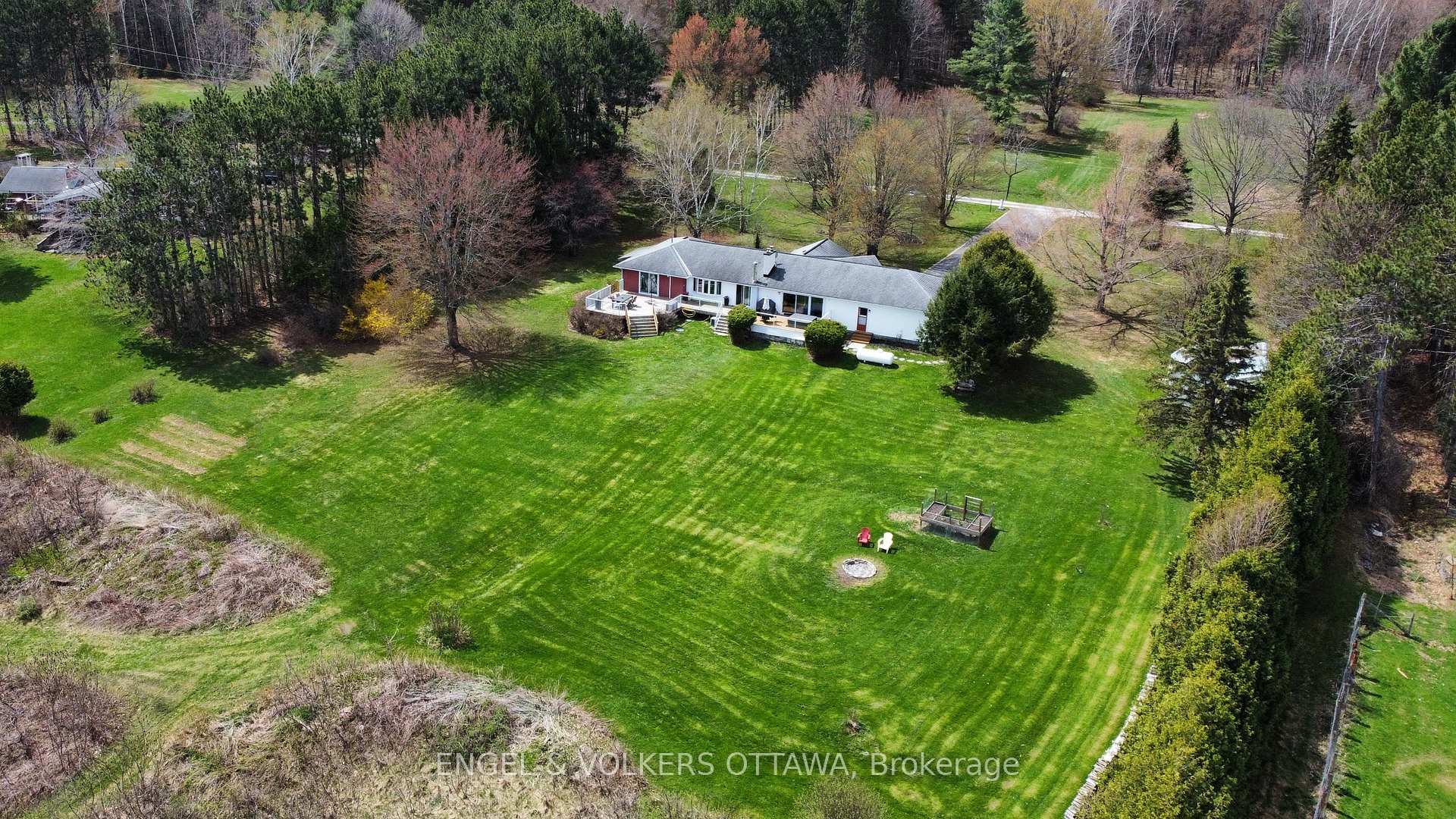 122 Colonel Nicholson Lane, Constance Bay - Dunrobin - Kilmaurs ...