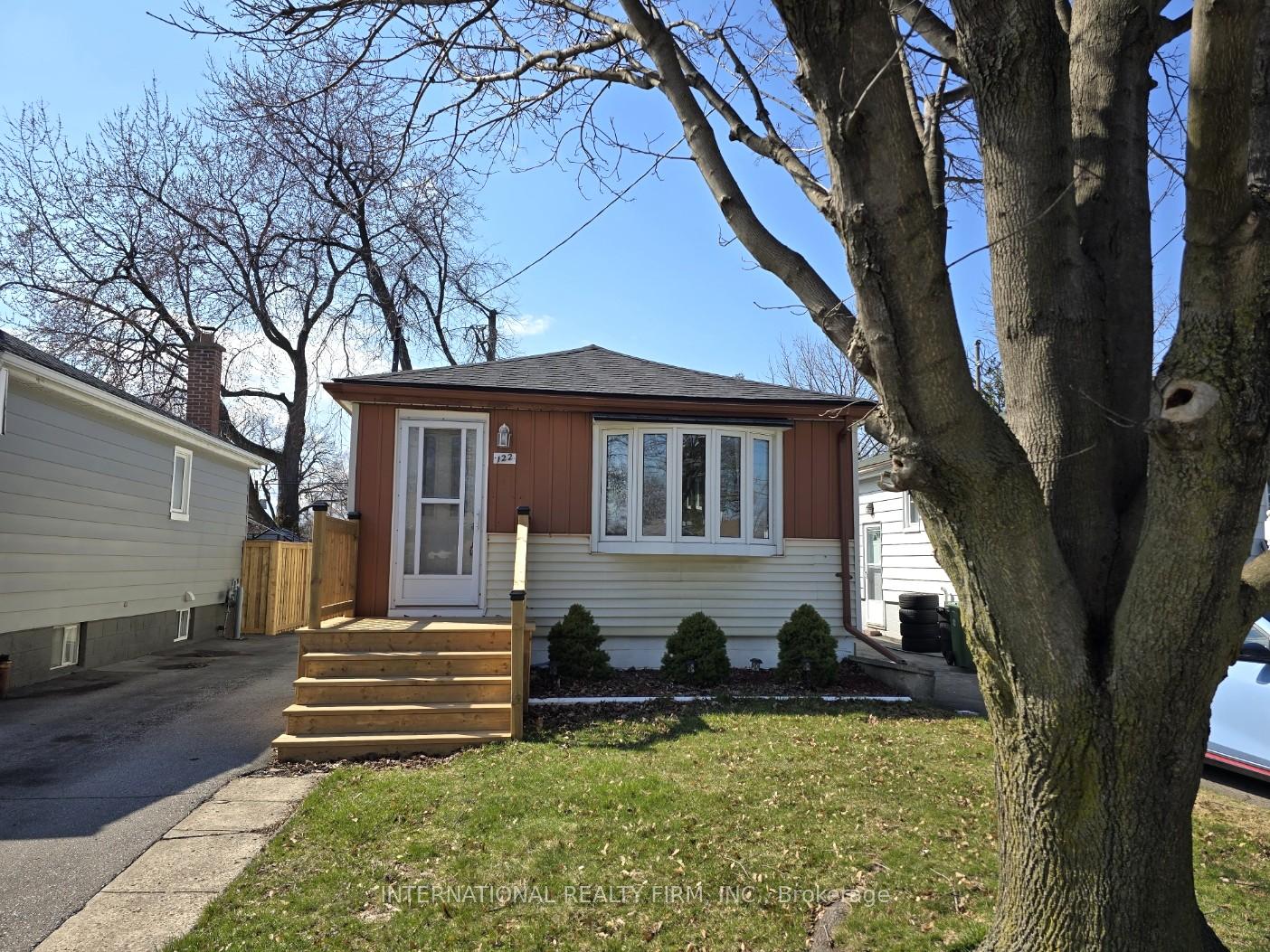 122 East 45th Street, Hamilton, ON L8T 3K1