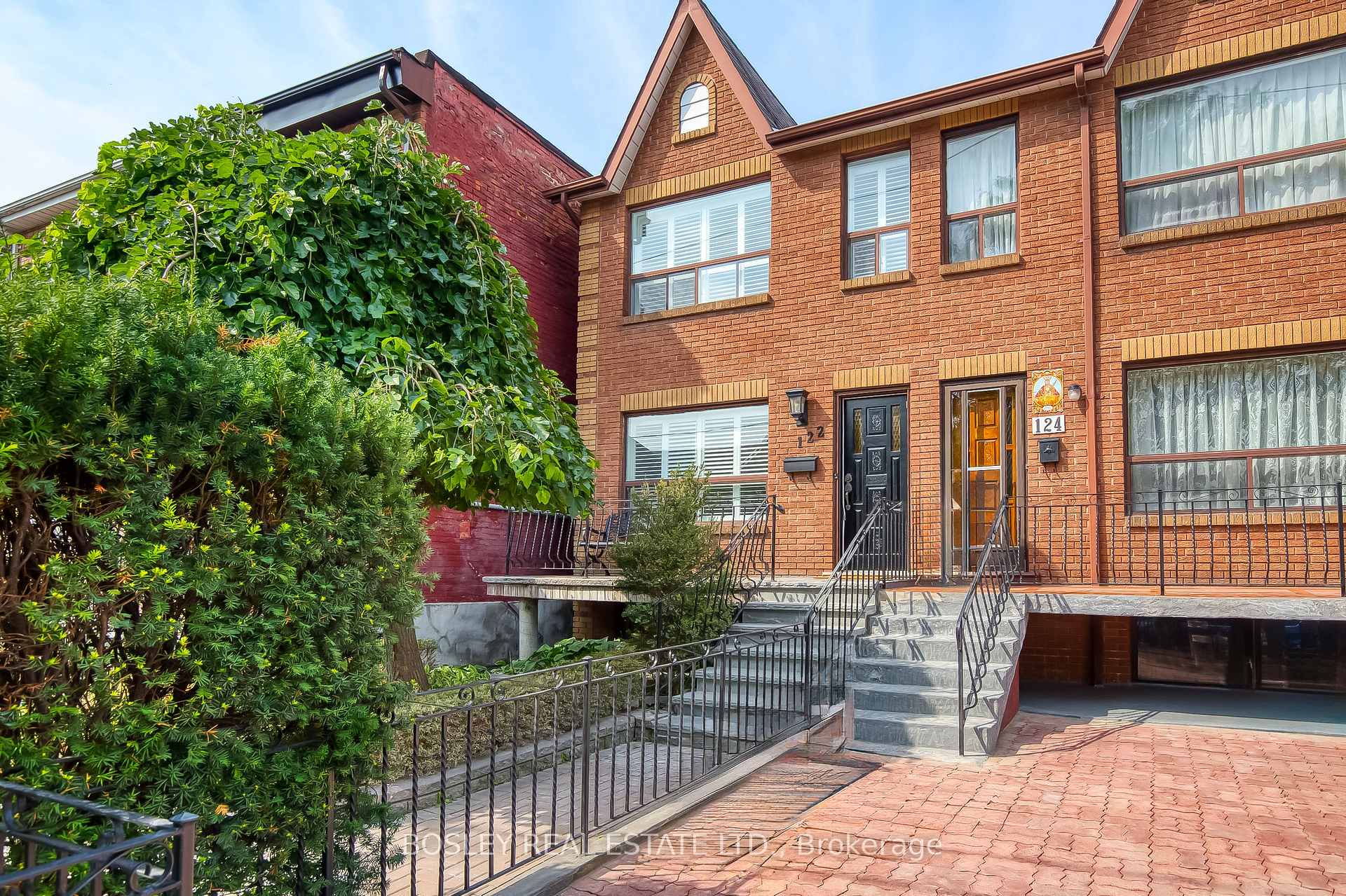 122 Lisgar Street, Toronto, ON M6J 3G3