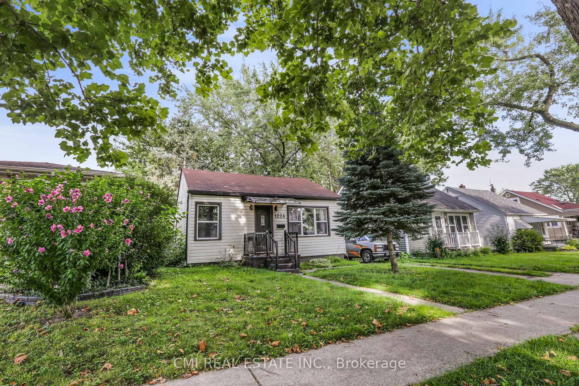 1226 Wigle Avenue, Windsor, ON N9C 3N1