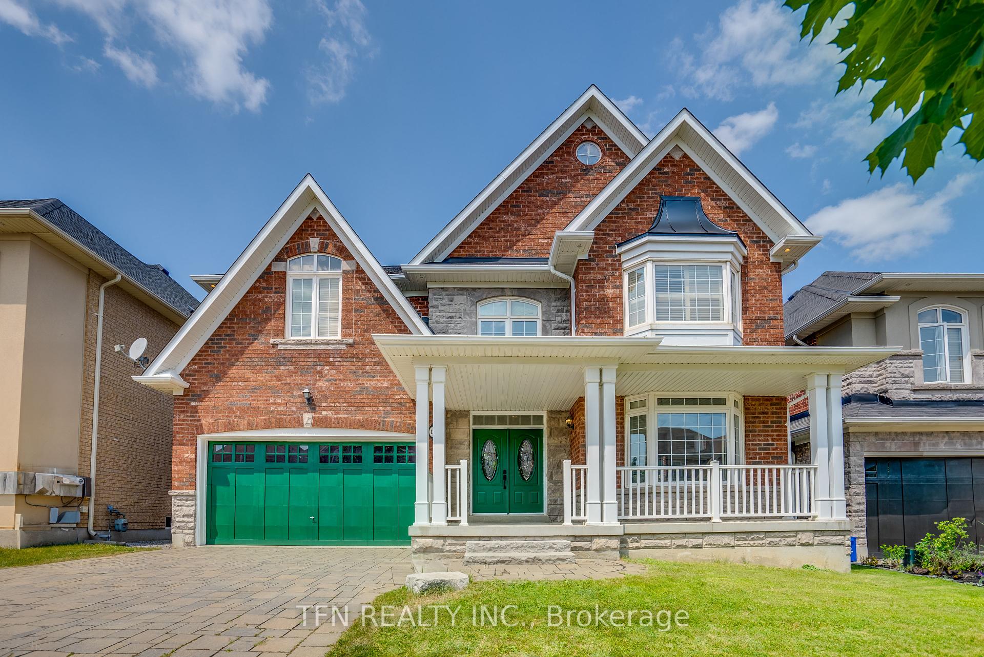 123 Kane Crescent, Aurora, ON L4G 0C7