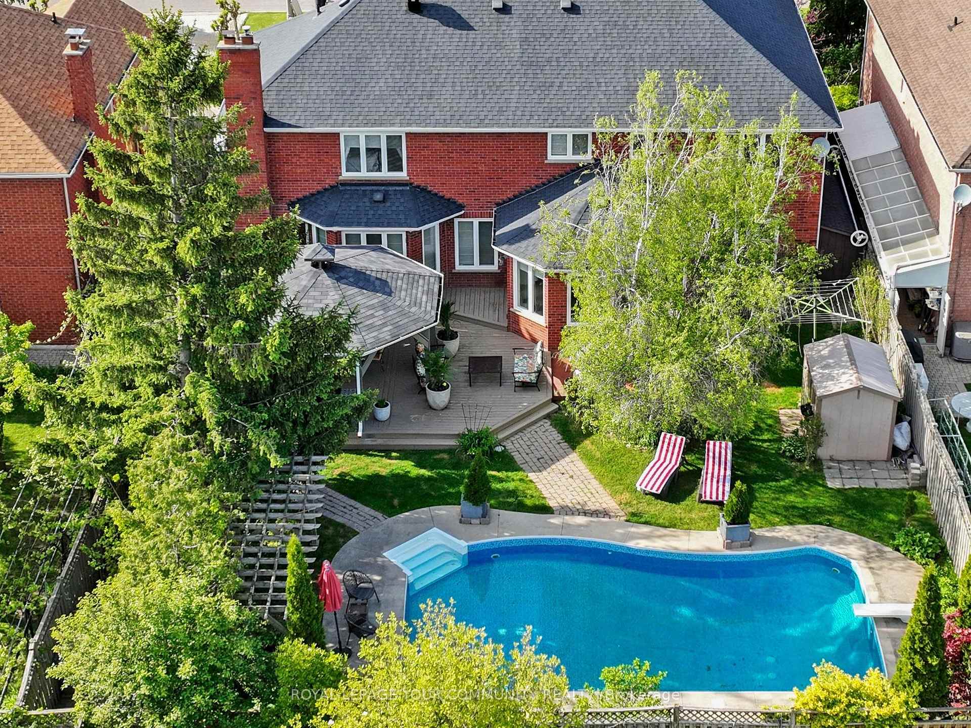 123 Kingsnorth Boulevard, Vaughan, ON L4L 8J6