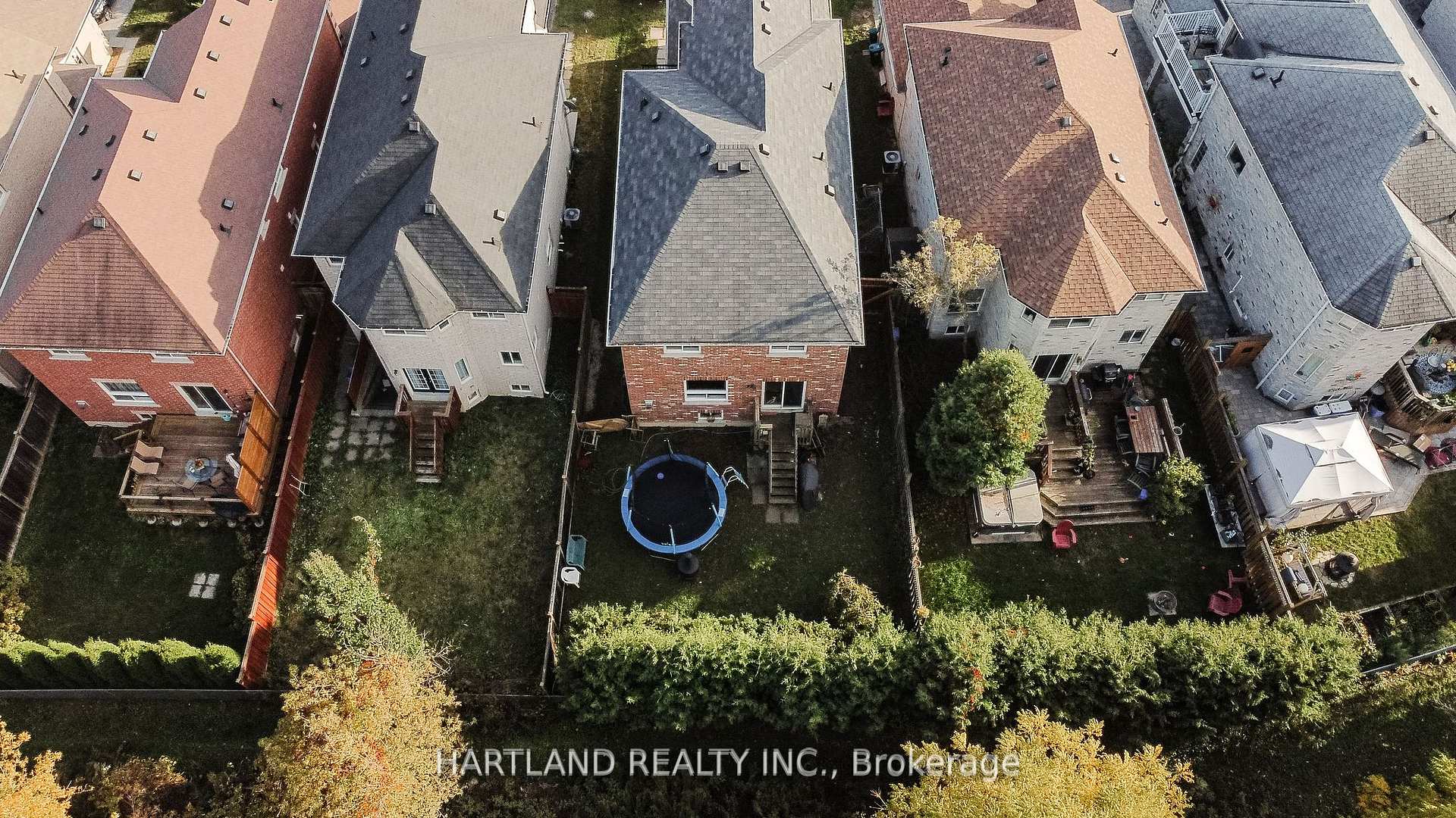 1236 Fox Hill Street, Innisfil, ON L9S 4Y5