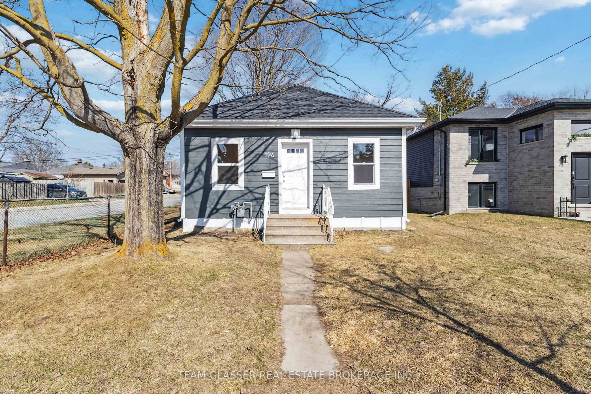 124 Brisbin Street, London East, ON N5Z 2L8