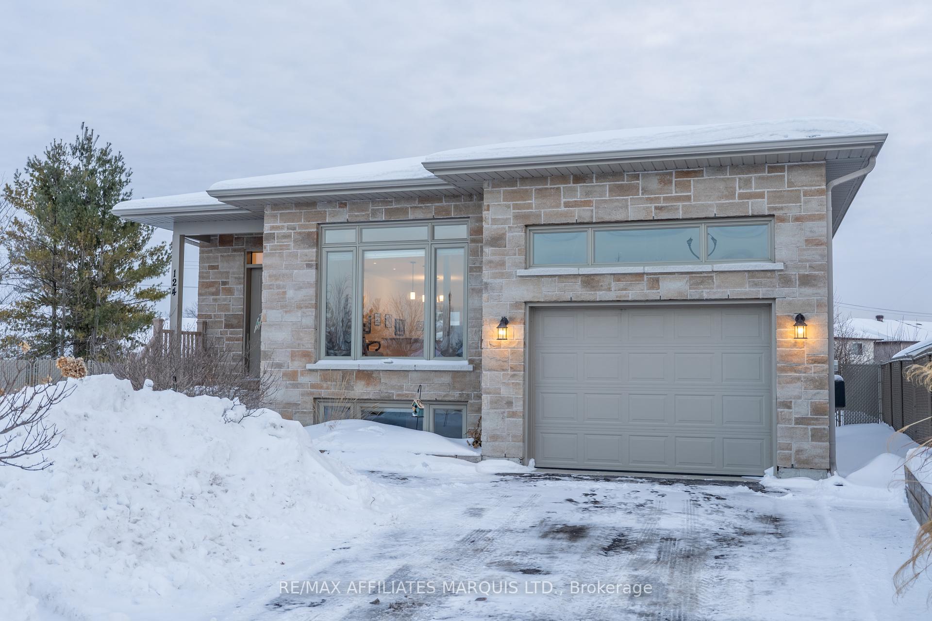 124 EMILY JADE Crescent, Cornwall, ON K6K 0B6
